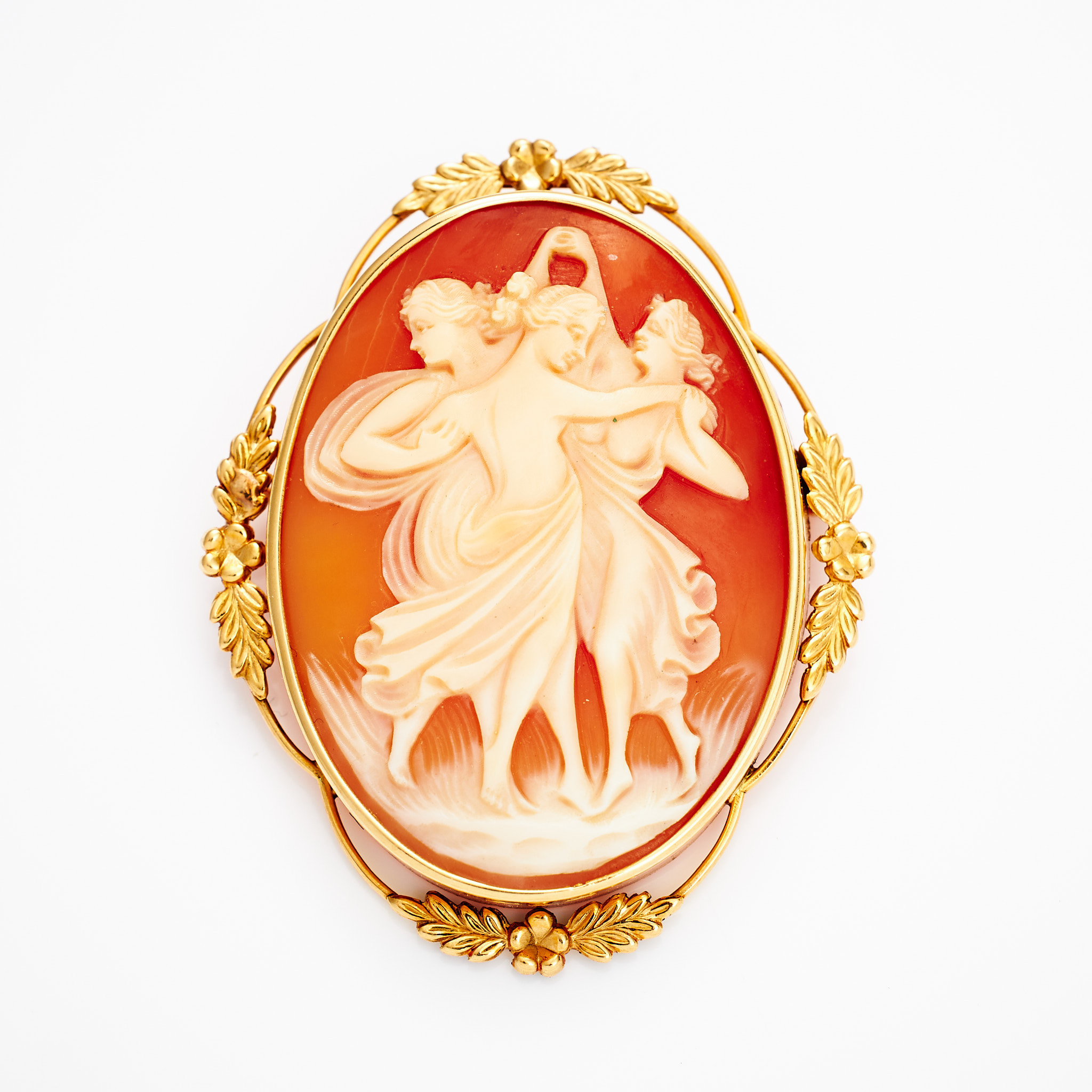 Images for 2680293. BROOCH/PENDANT, 18k gold, cut seashell representing ...