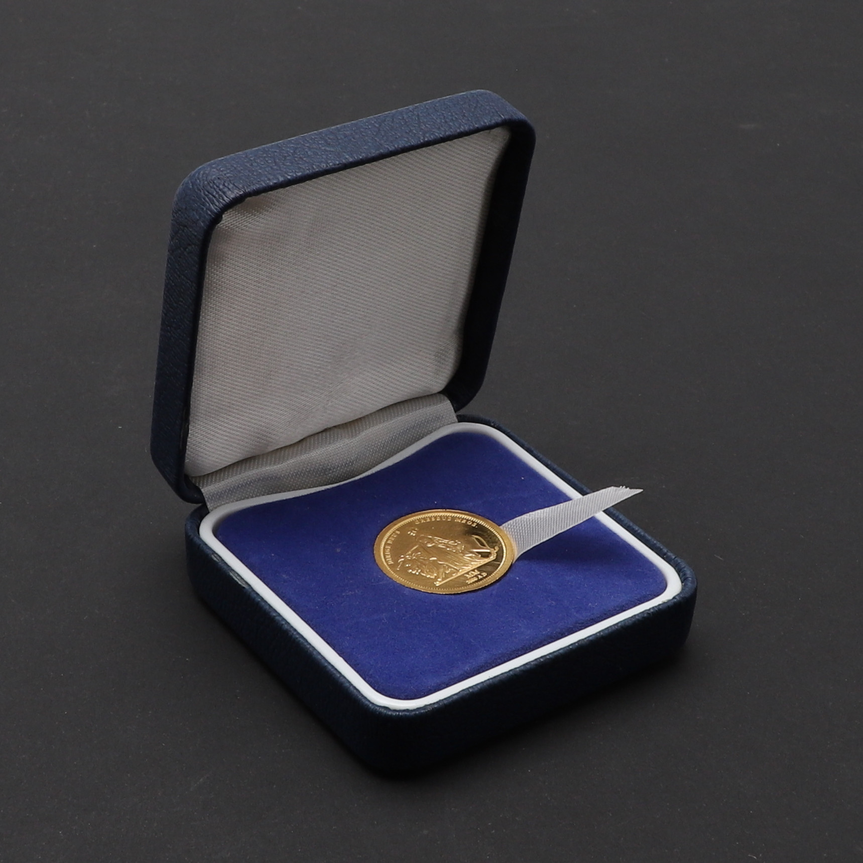 Images for 2688598. A GOLD 'UNA AND THE LION' COIN FROM THE MILESTONES ...