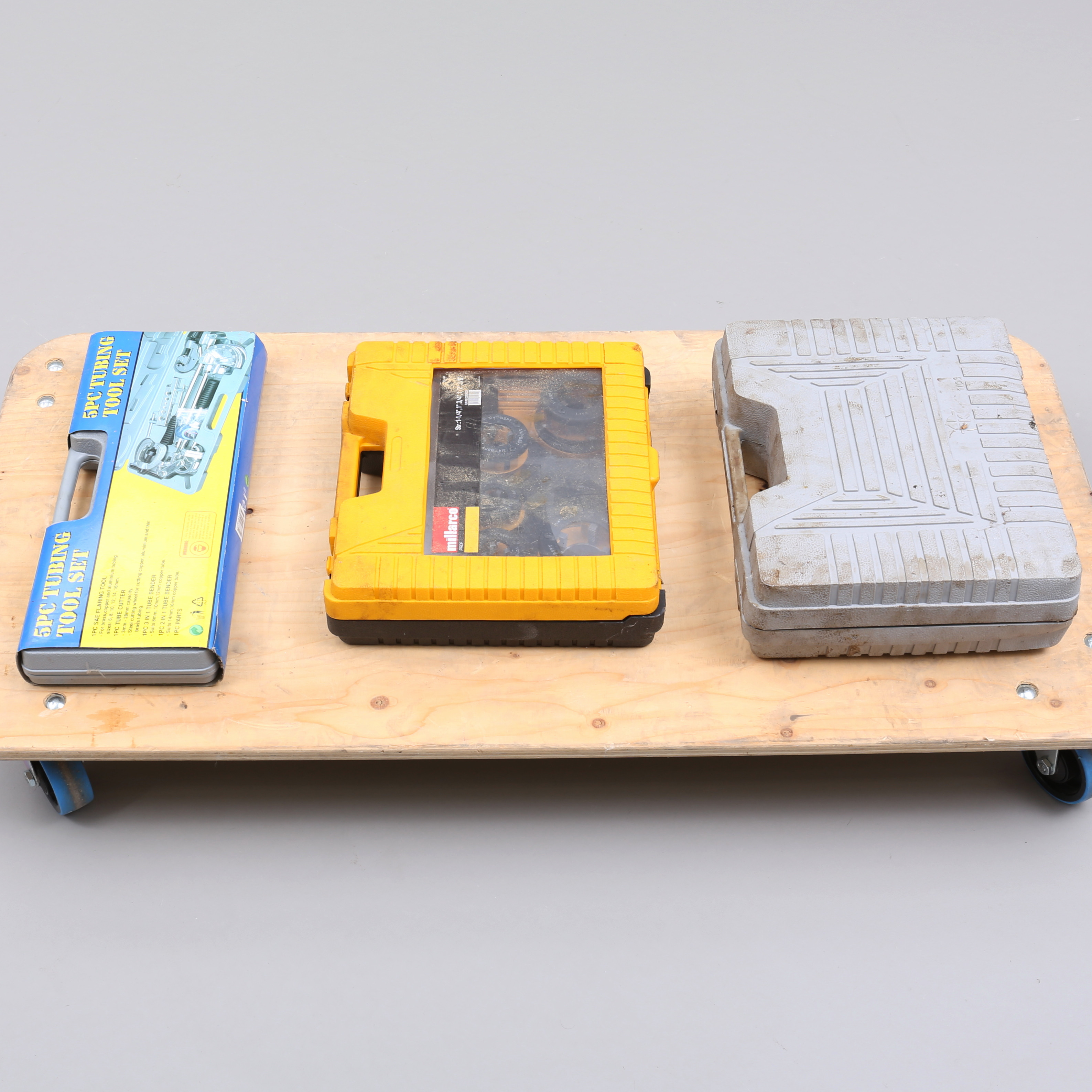 Images for 2708408. PLUMBING TOOLS, coning tools and threading tool ...