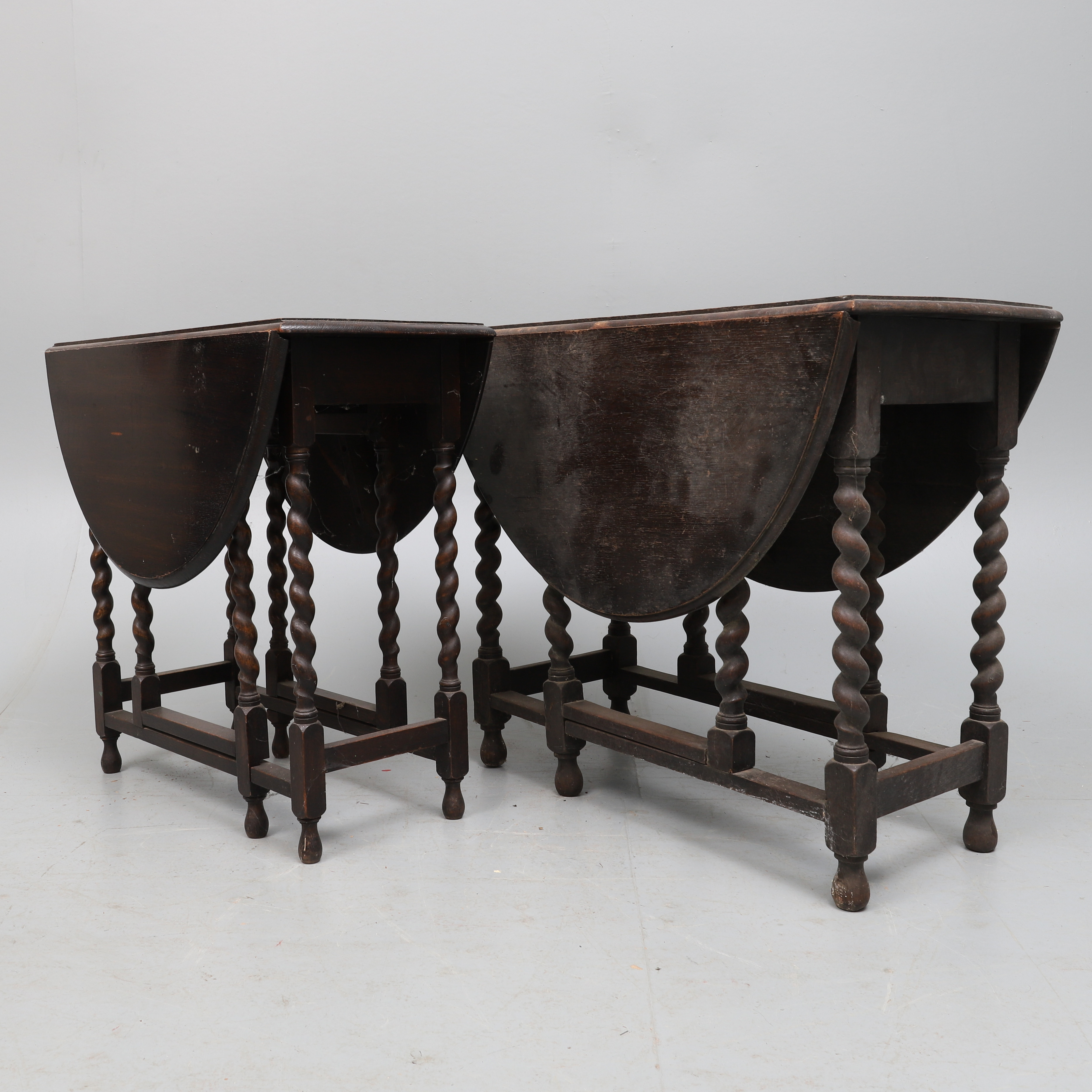 Images for 2718966. TWO REPRODUCTION 17TH CENTURY STYLE OAK GATELEG ...