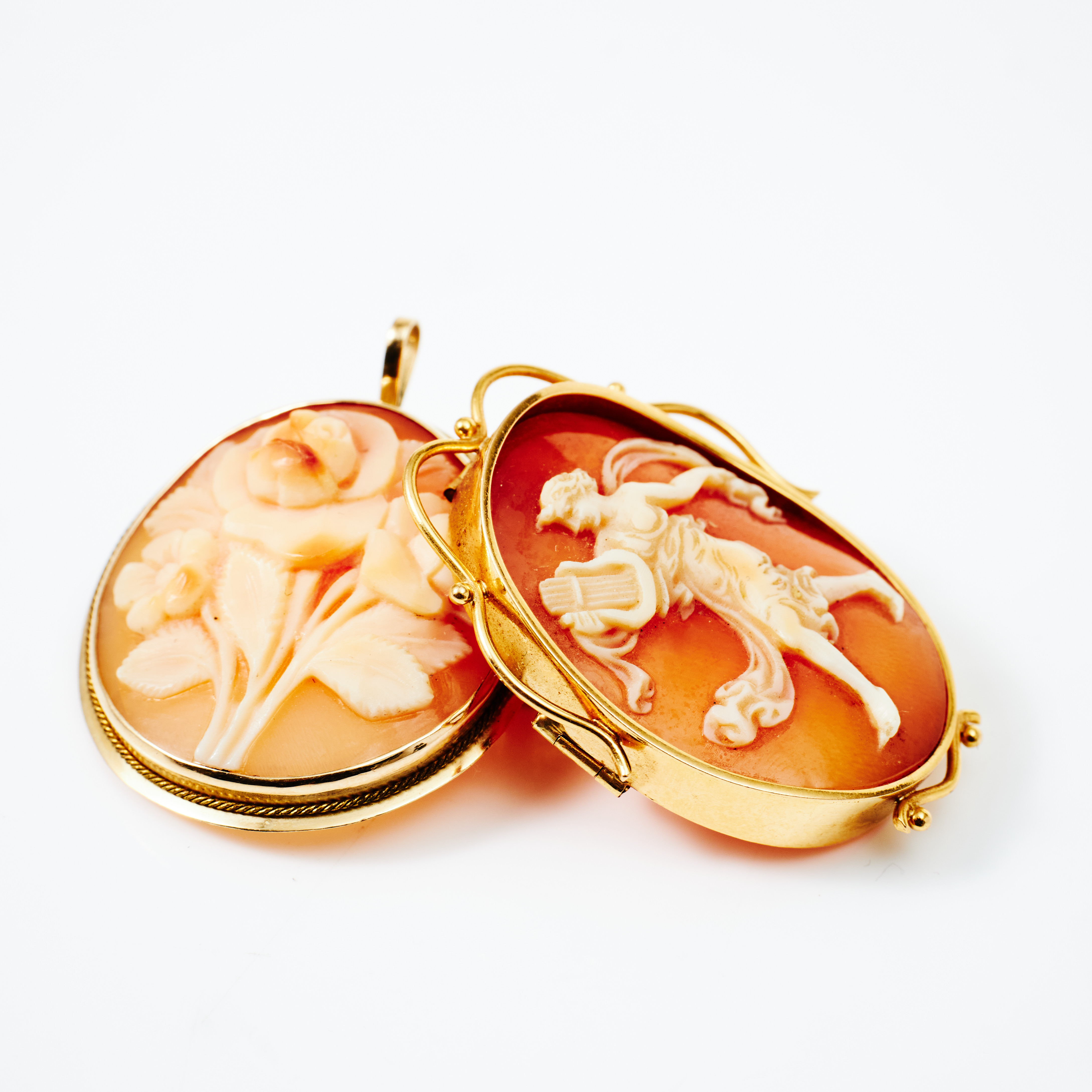 Images for 2733662. BROOCHES/PENDANTS, 2 pcs., 14 each 18k gold, cameos ...
