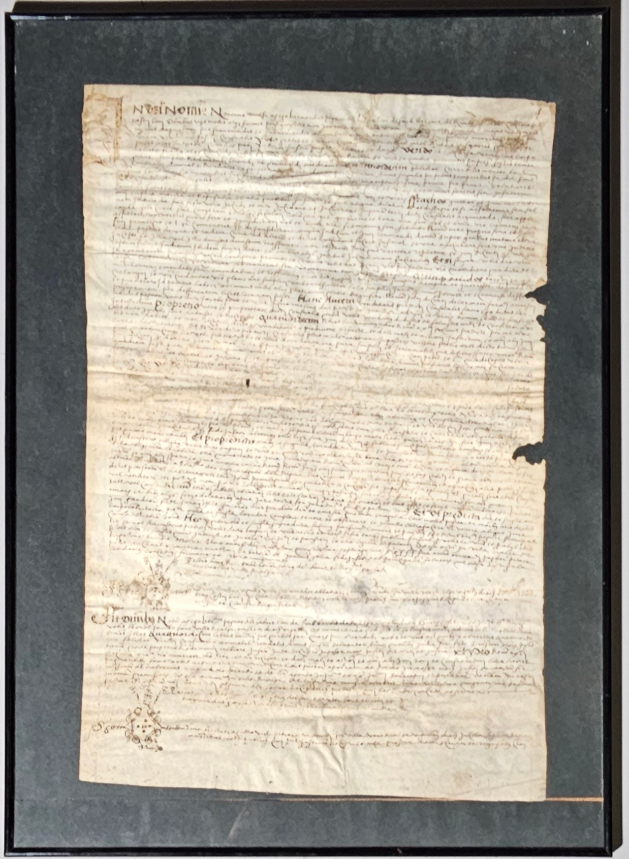 Bilder för 2745564. FORNTIDA DOKUMENT PÅ LATIN PÅ PERGAMENT. - Auctionet