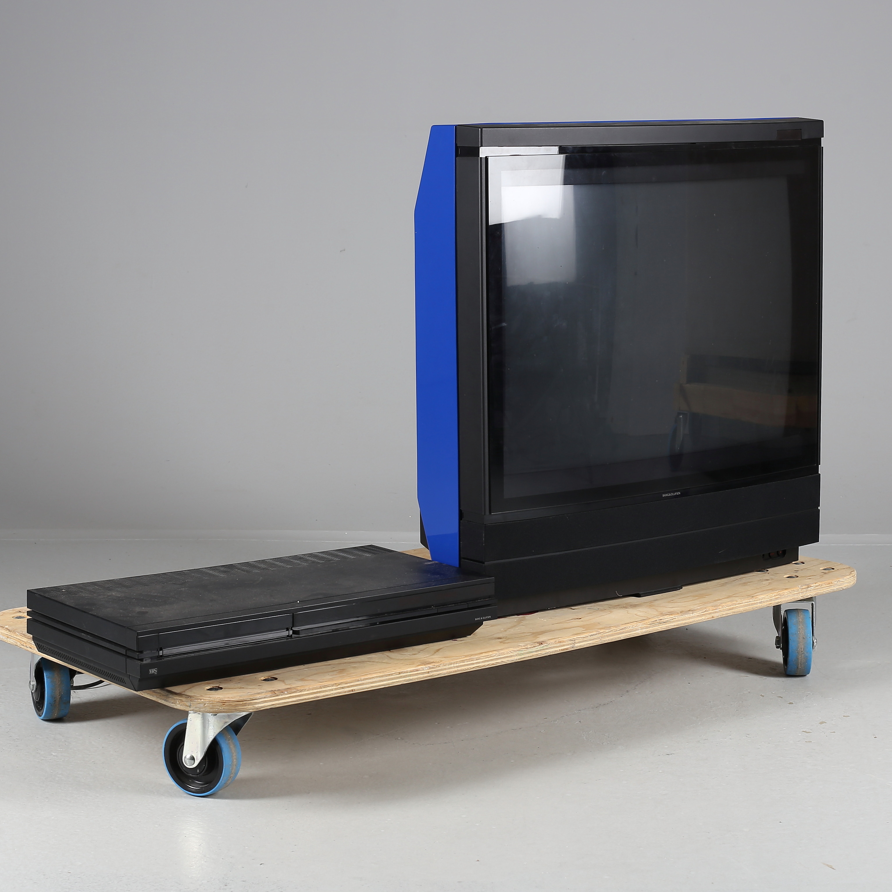 Images for 2766667. TV, Bang & Olufsen, Beovision MX 7000, and VHS ...