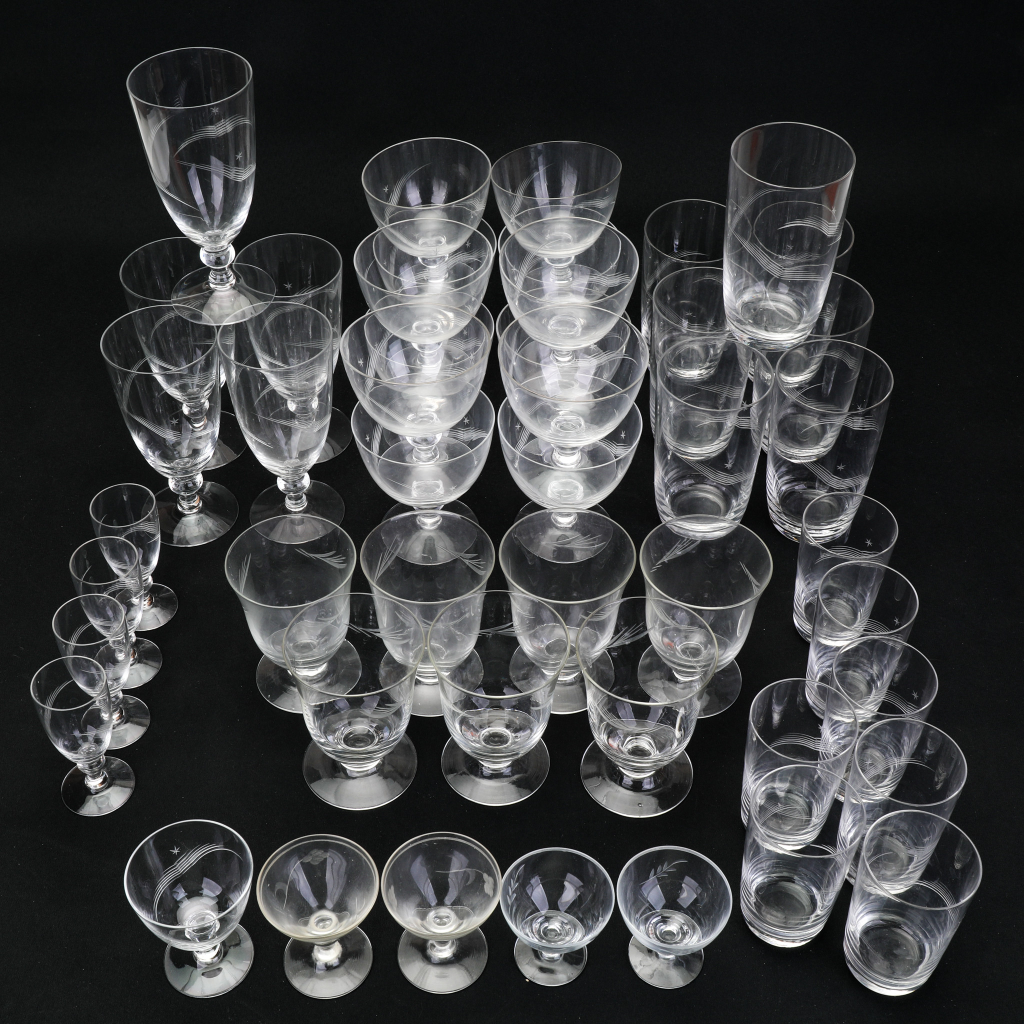 Images for 2766917. GLASSWARE, 47 pieces, polished decor. - Auctionet