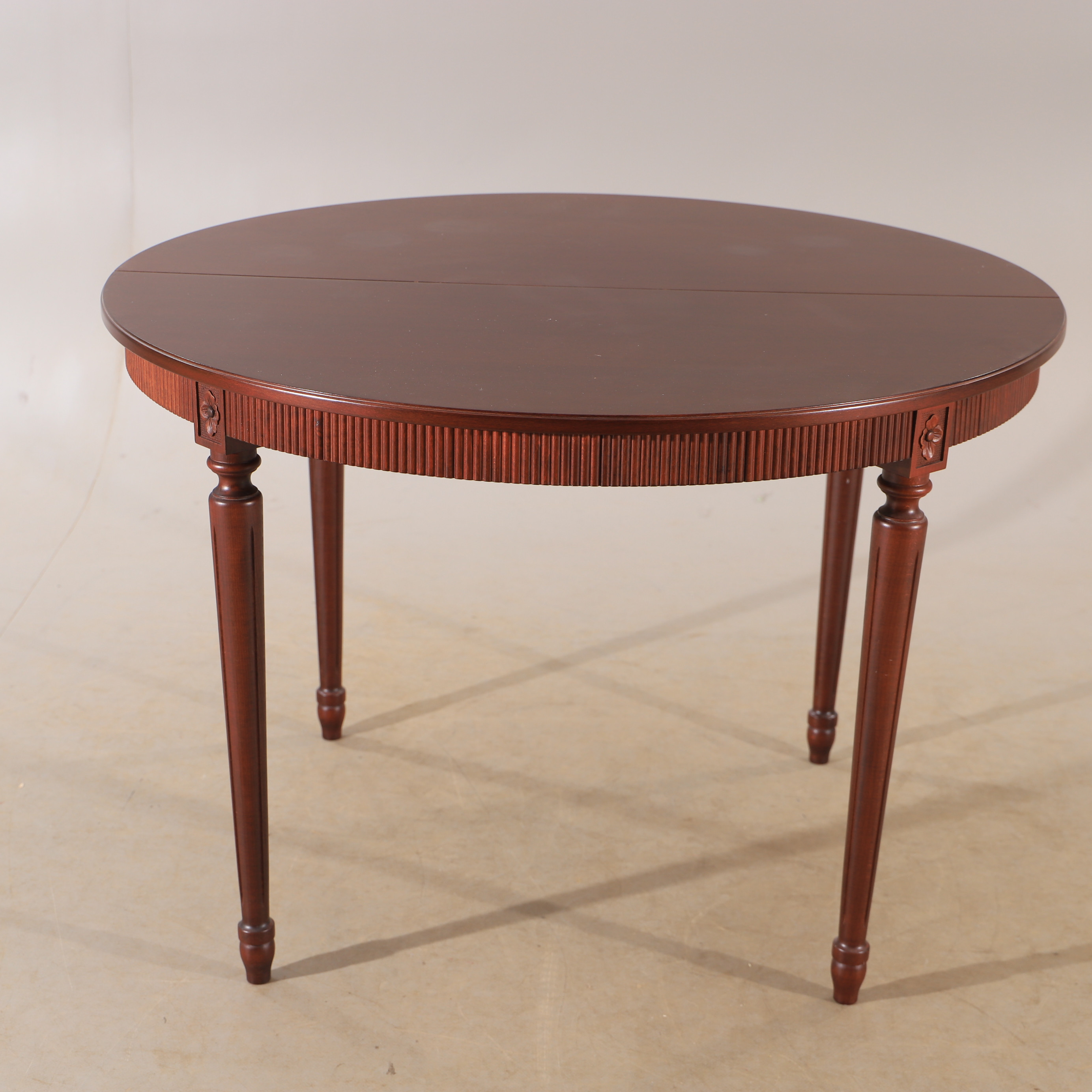 Bilder för 2772493. MATSALSGRUPP, 5 delar, "Axet", mahogny, gustaviansk ...