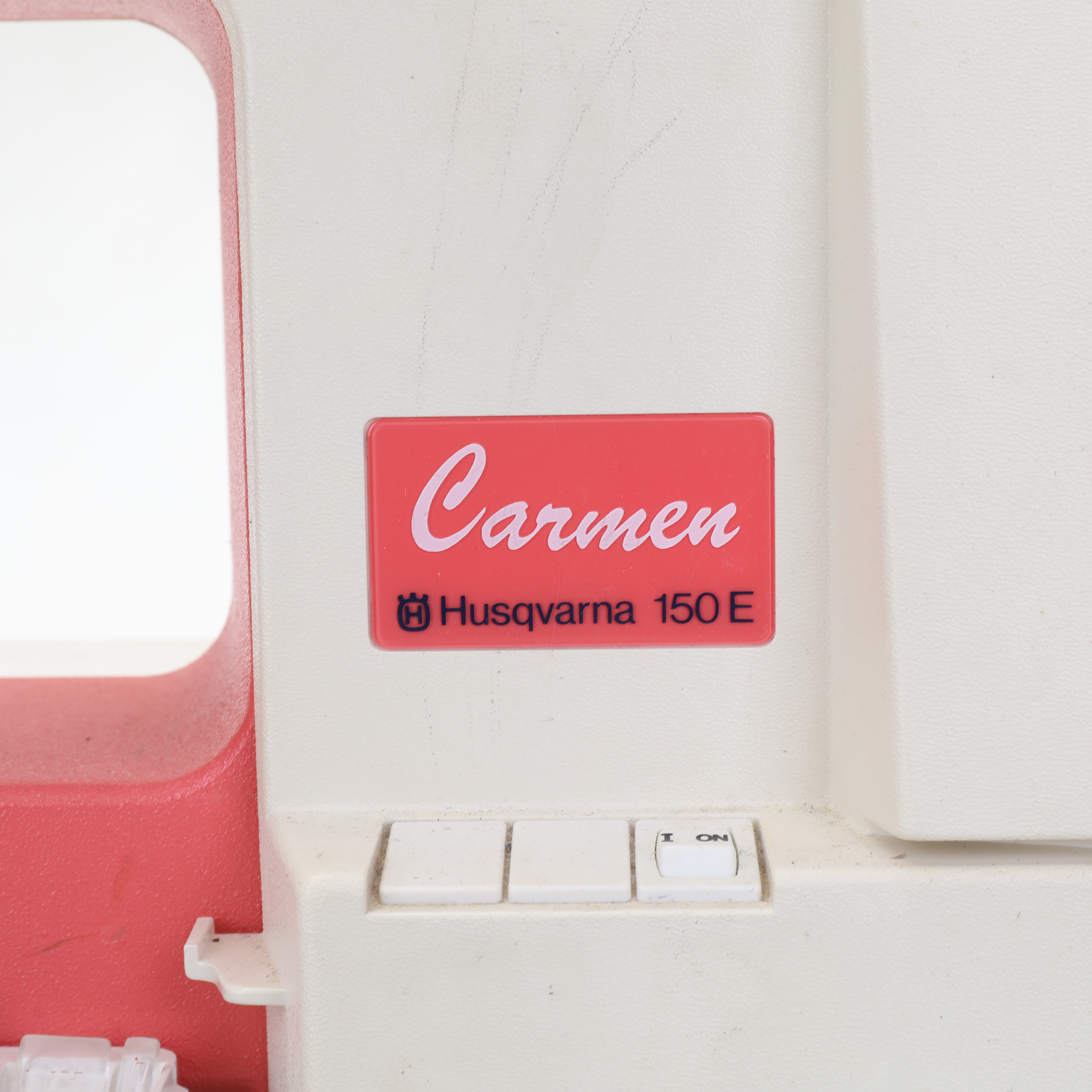 Images for 2772766. SEWING MACHINE, Husqvarna 150 E Carmen. - Auctionet