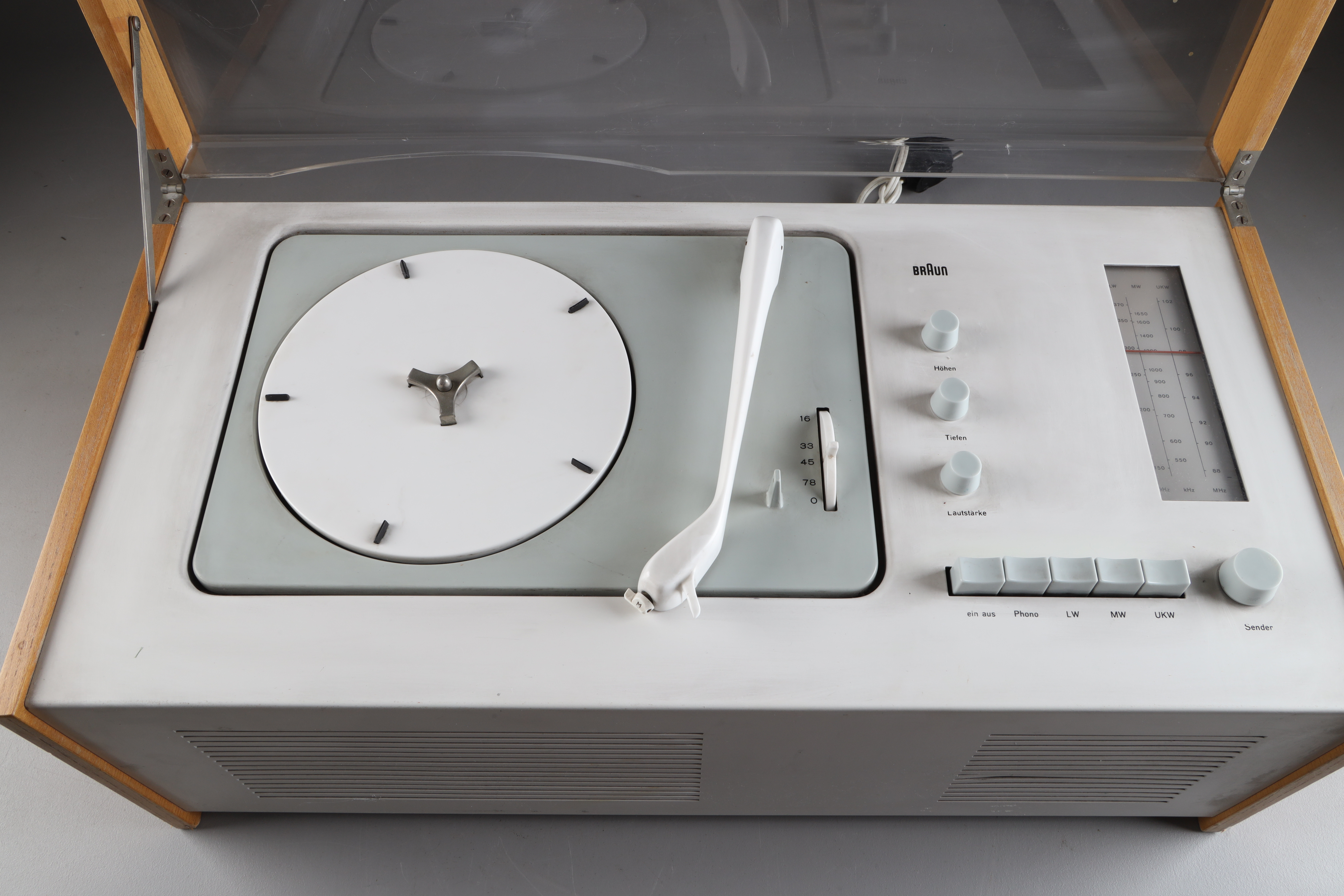 Imágenes para 2778099. DIETA RAMS Y SU GUGELOT. Braun Radio Tocadiscos ...