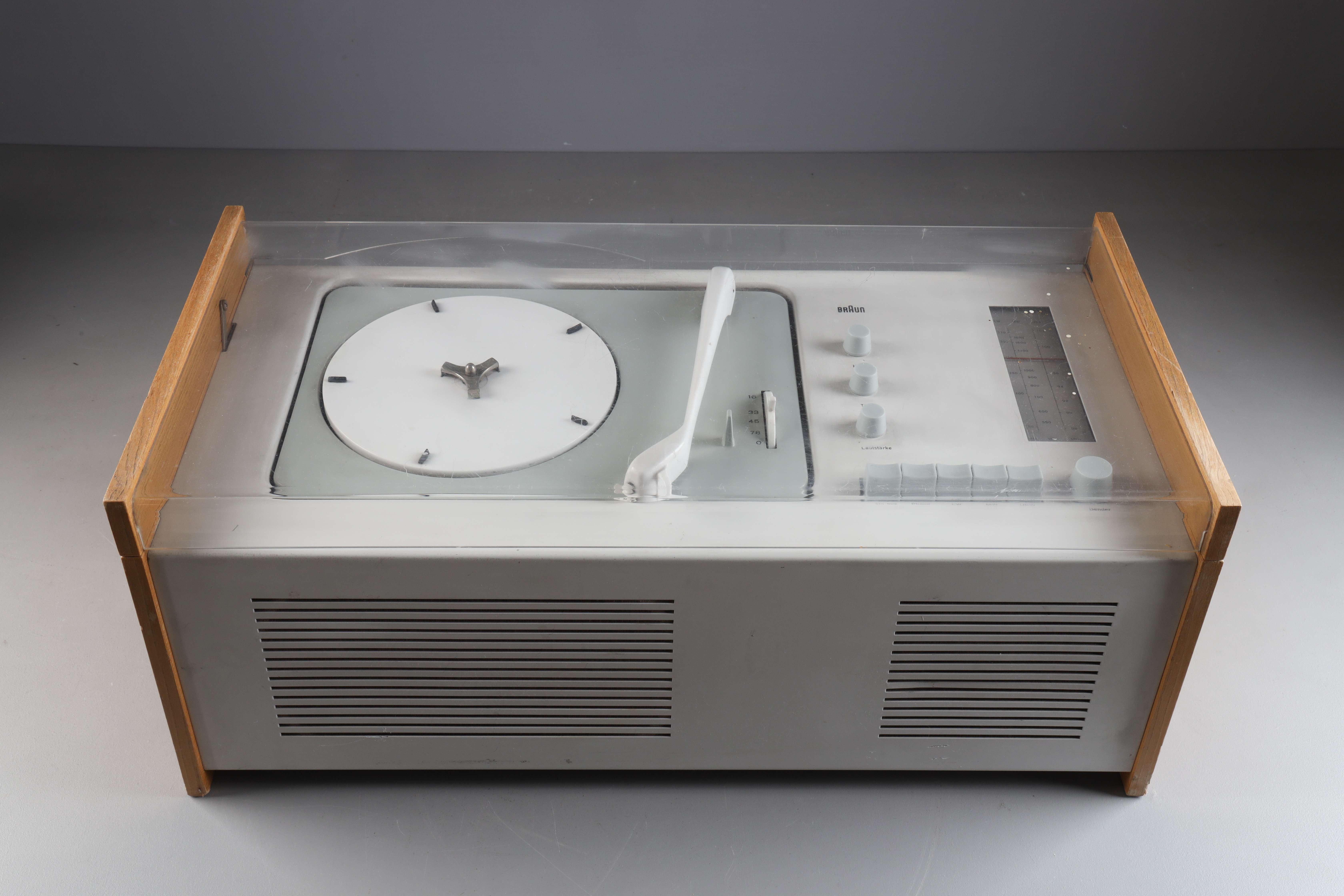 Imágenes para 2778099. DIETA RAMS Y SU GUGELOT. Braun Radio Tocadiscos ...