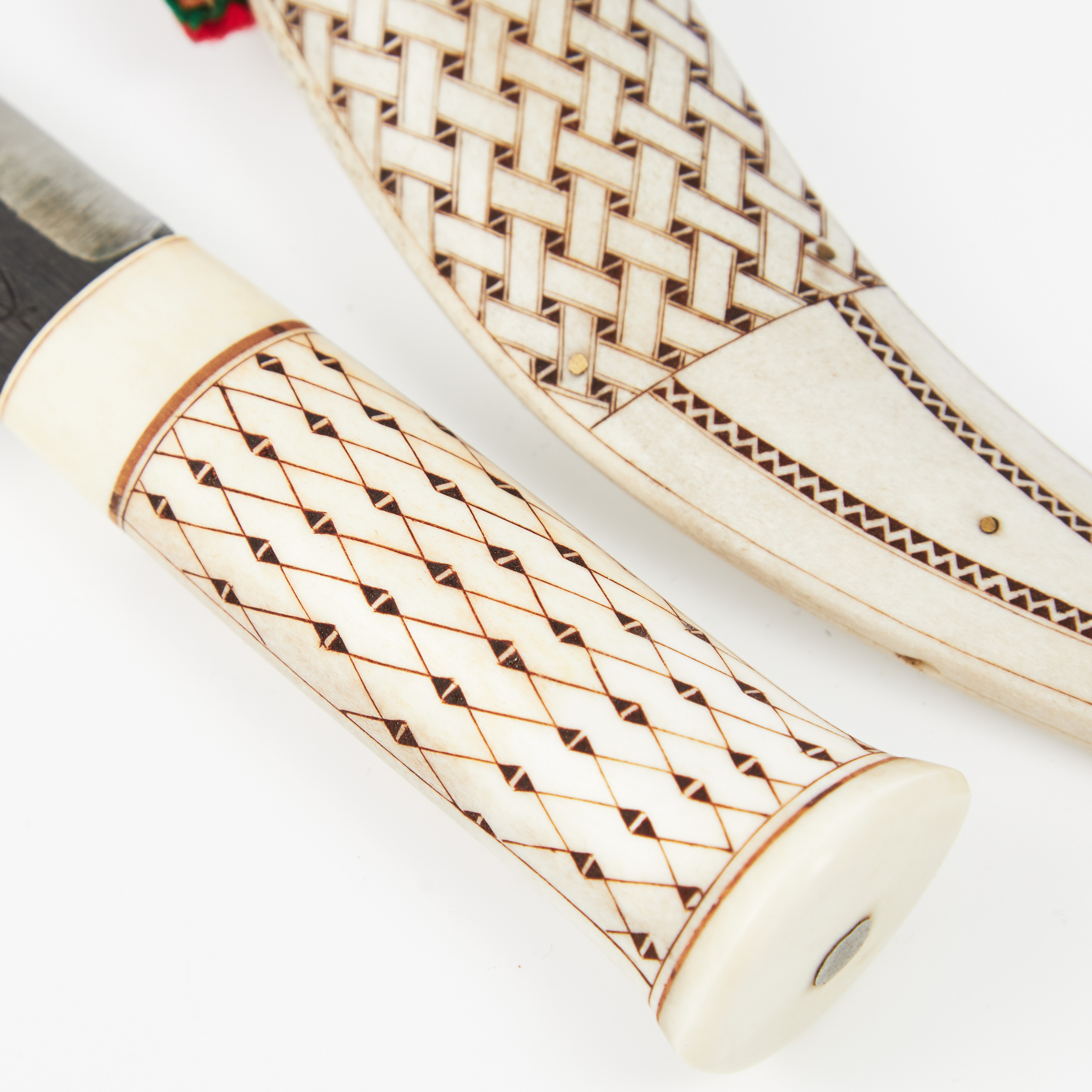 Bilder zu 2778131. SVEN-ÅKE RISFJELL (FÖDD 1950). Halbhorn, Griff aus ...