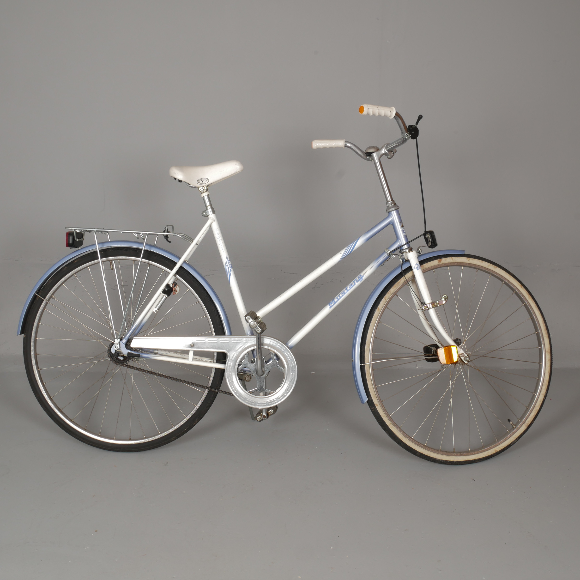 Images for 2786540. WOMEN'S BICYCLE, Mustang, 3-speed. - Auctionet