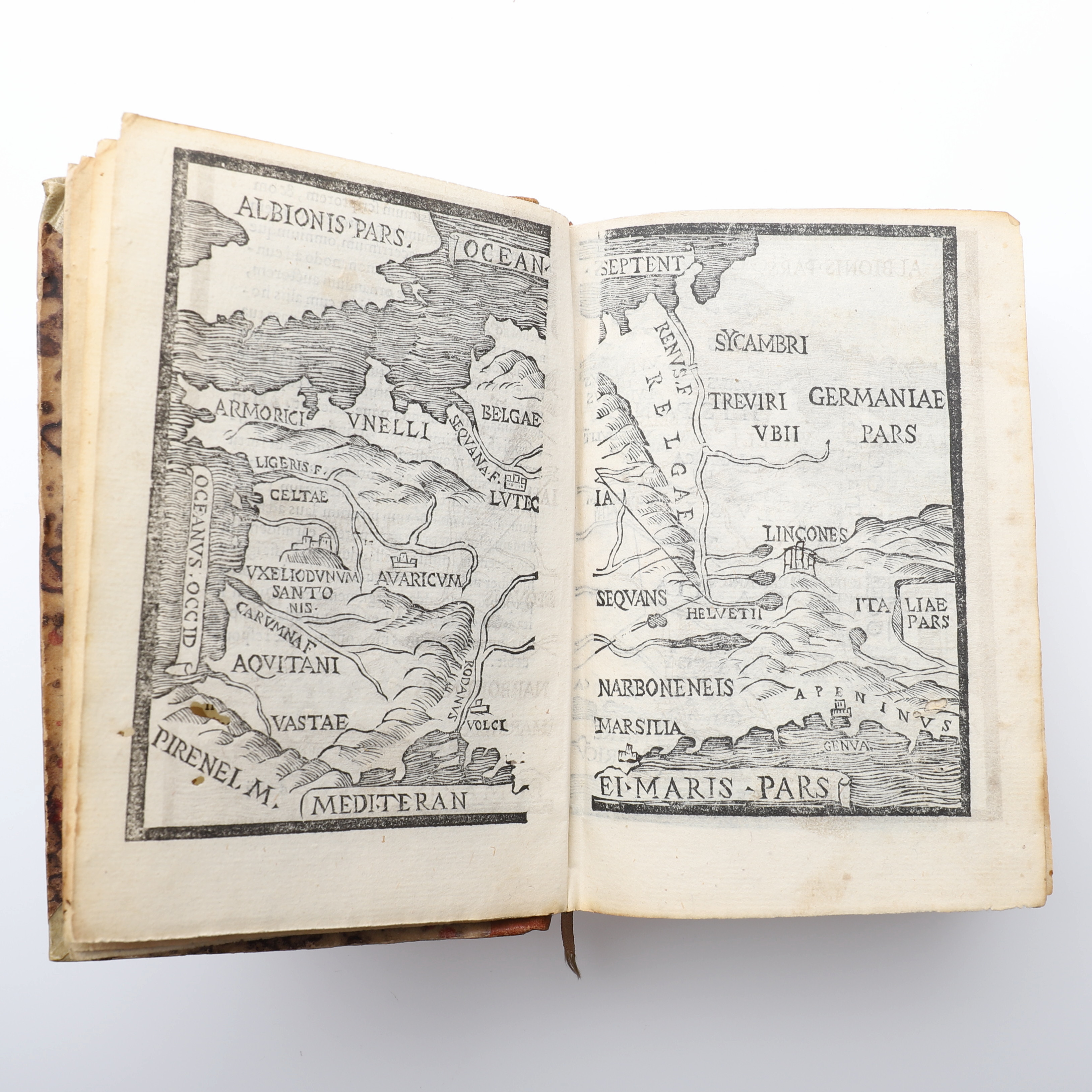 Images for 2786597. JULIUS CESAR'S COMMENTARIORUM WITH WOODCUT ...