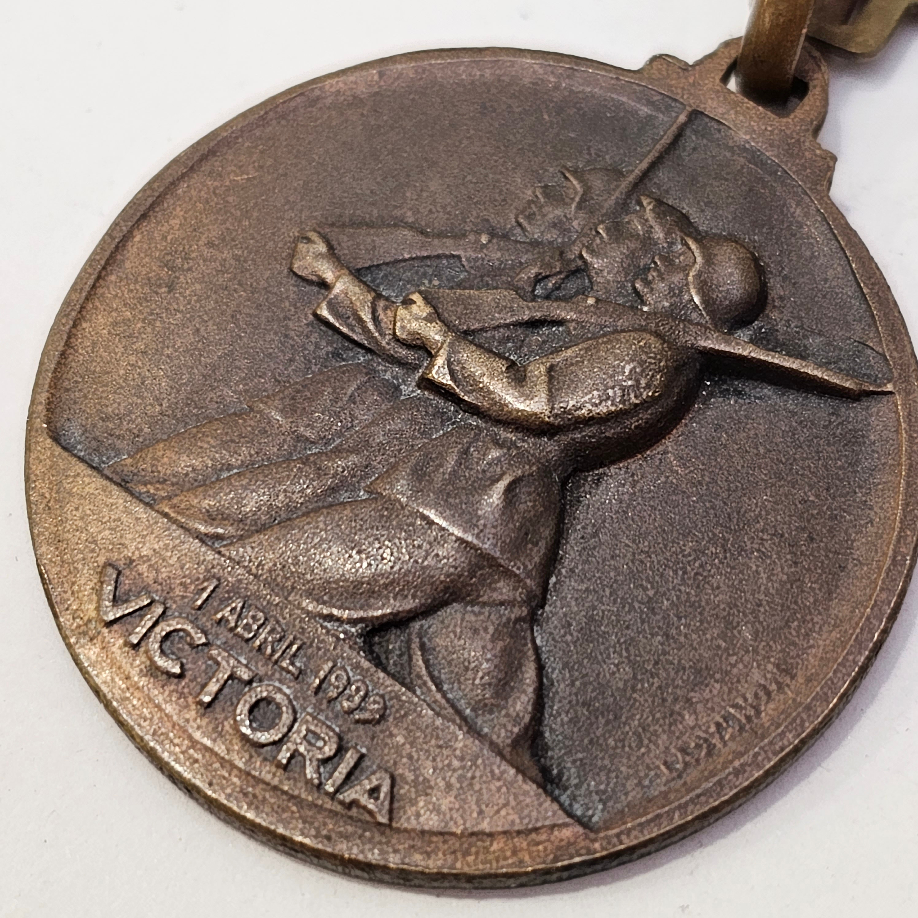 Images for 2792360. SPANISH MEDAL 1940s IN PATINATED COPPER. - Auctionet