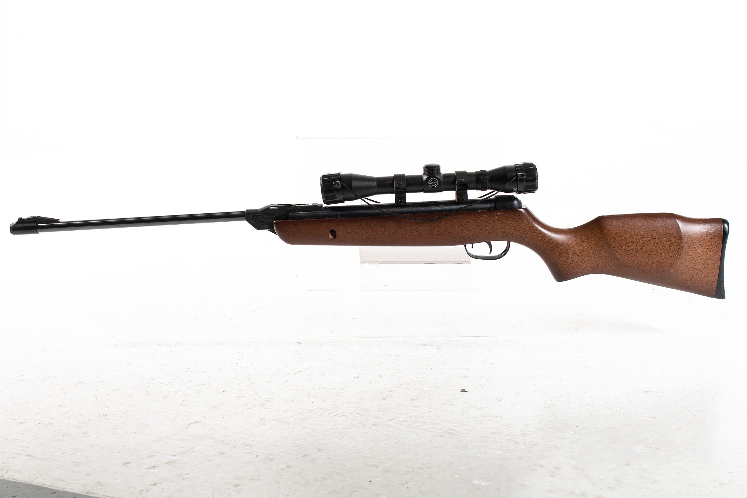 Images for 2817707. AIR RIFLE, with scope, Gamo model 400. - Auctionet