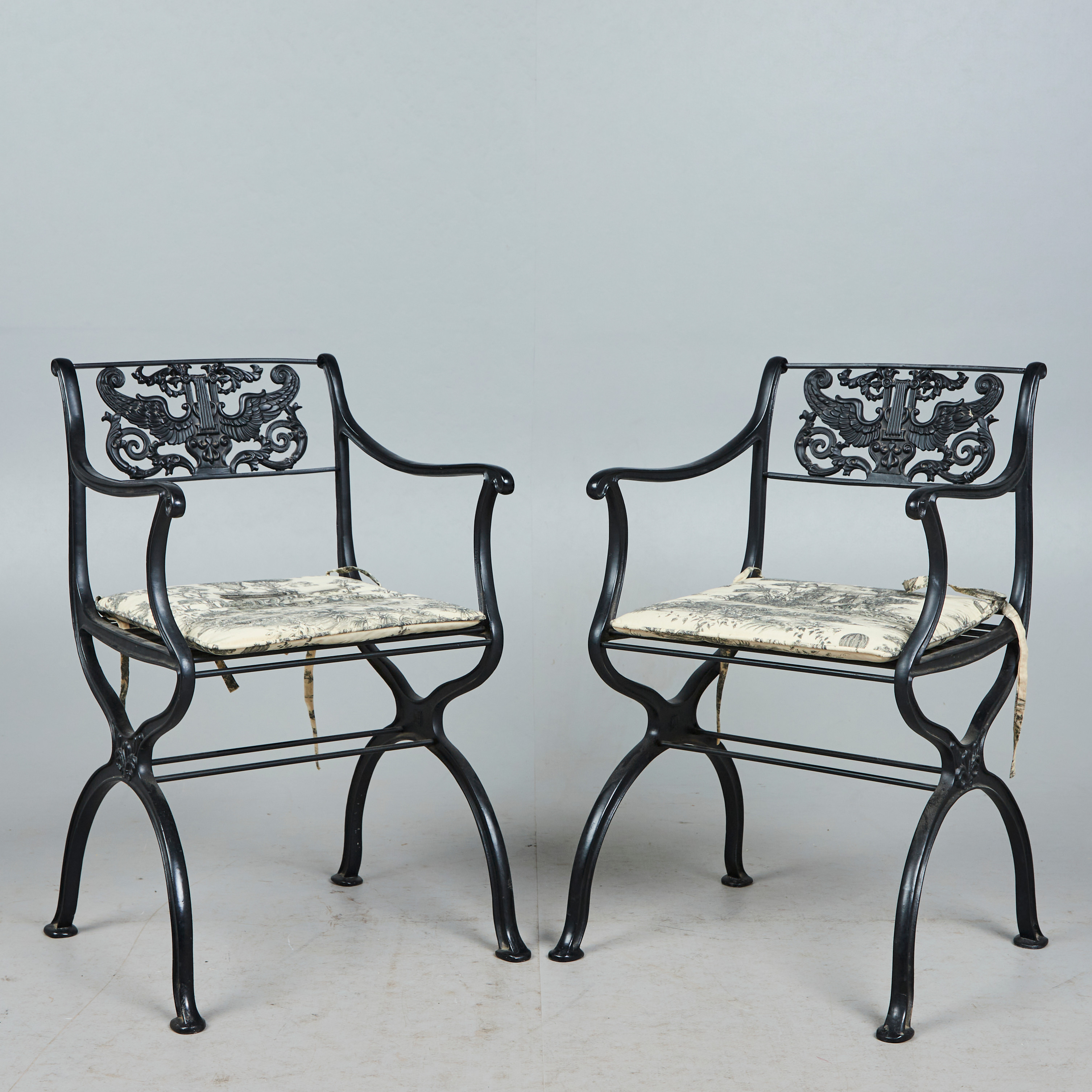 KARL FRIEDRICH SCHINKEL. Tecta, femdelat trädgårdsset med bord, två stolar och en bänk, modell ...