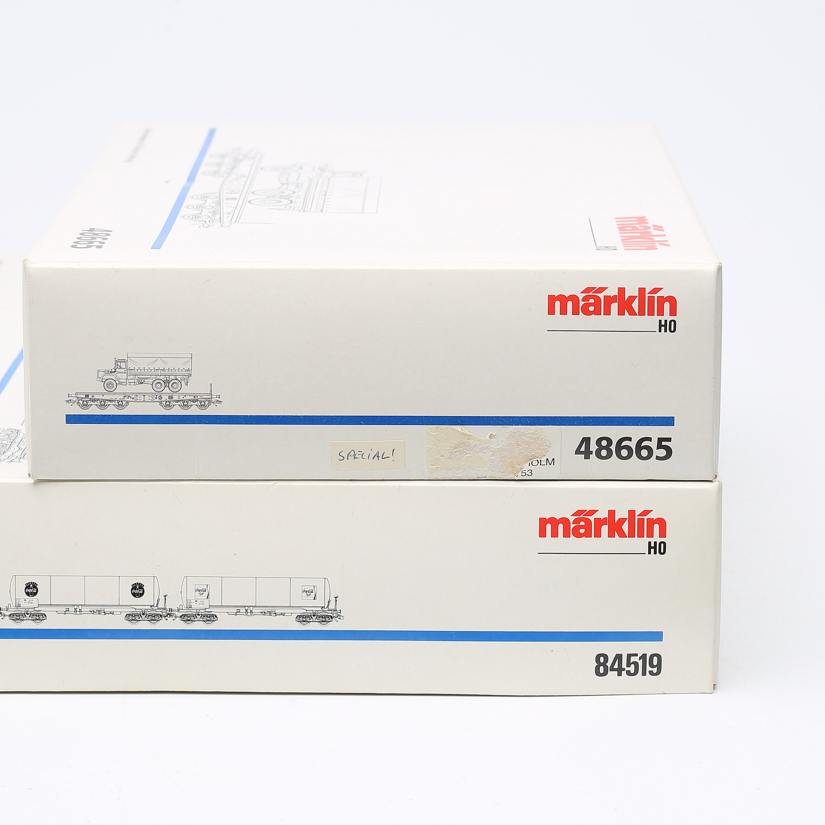 Images for 2852138. MÄRKLIN 48665 and 84519, 4 goods wagons in original ...