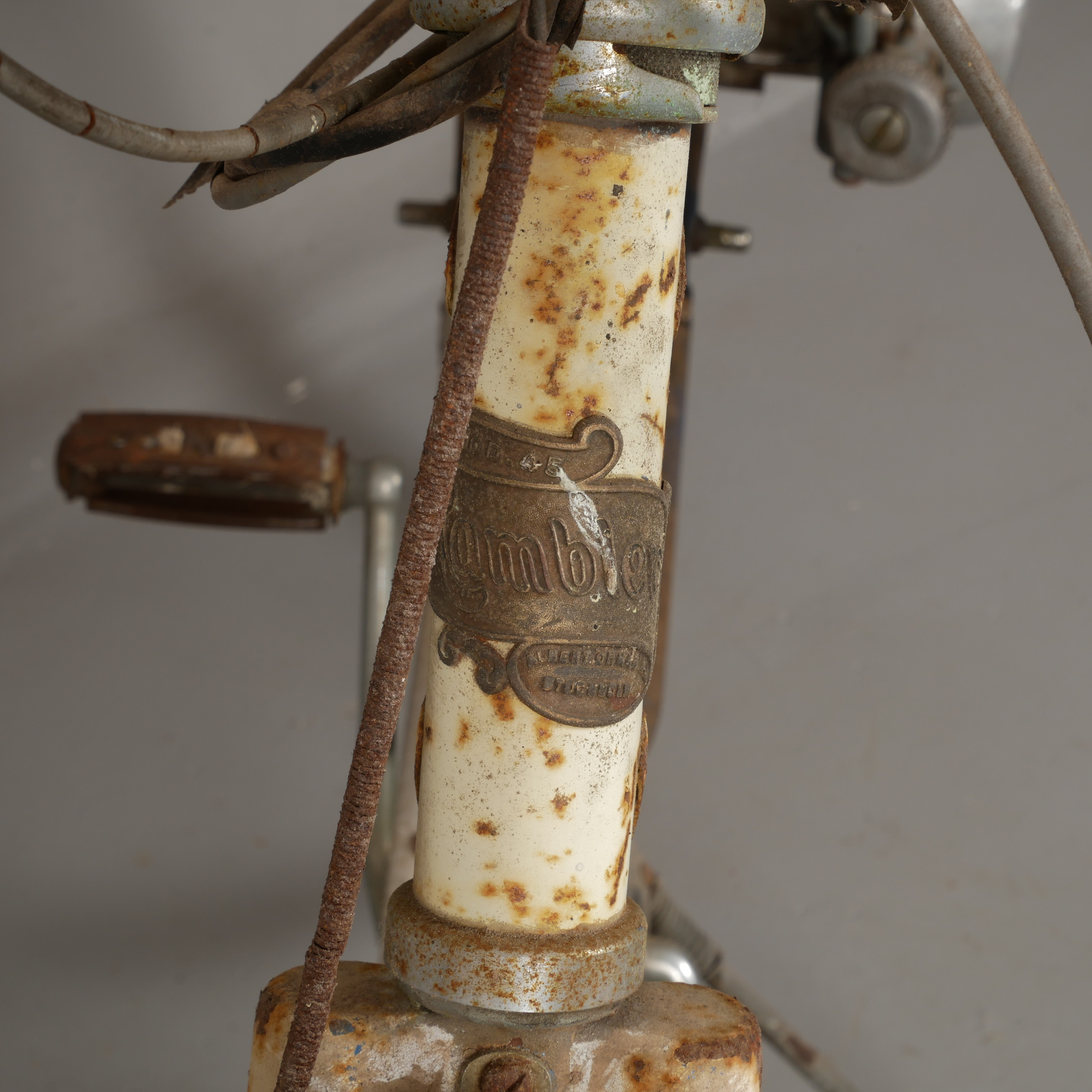 Bilder för 2856507. CYKEL med PÅHÄNGSMOTOR, Rambler, 1900-talets mitt ...