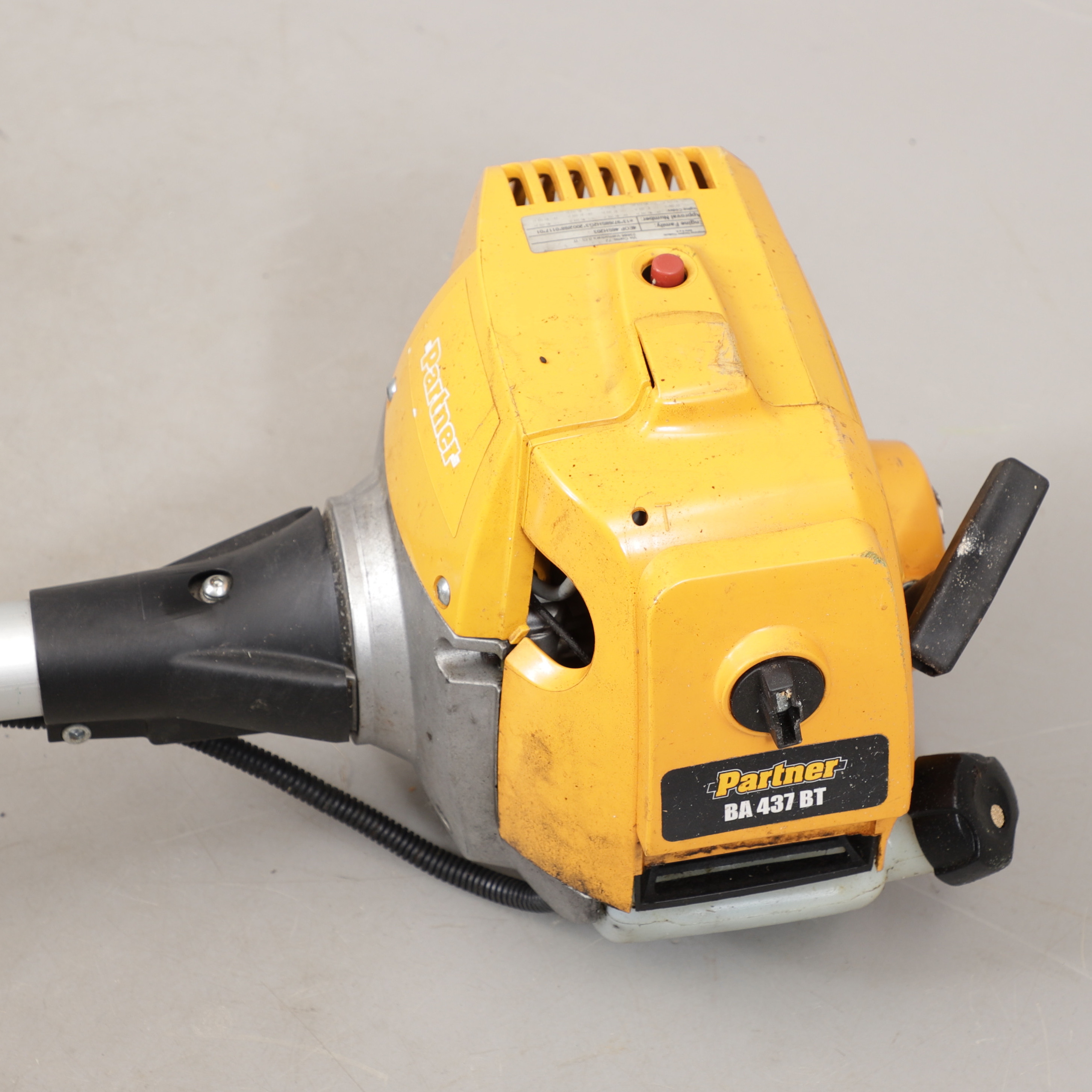 GRÄSTRIMMER, Partner BA437BT. Övrigt - Moderna Verktyg - Auctionet