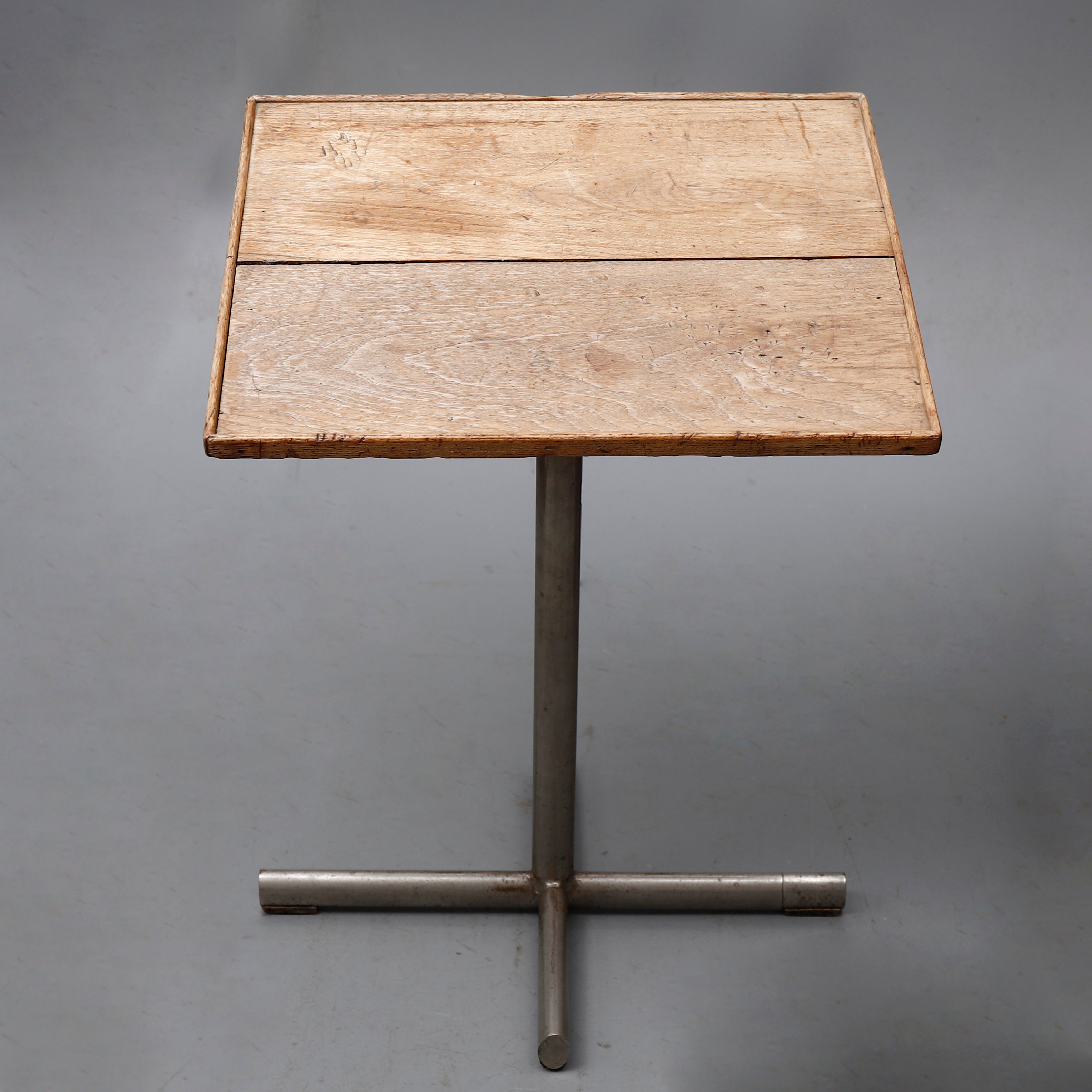 Bilder för 2890655. Svängbart industriellt sidobord i furu och ...