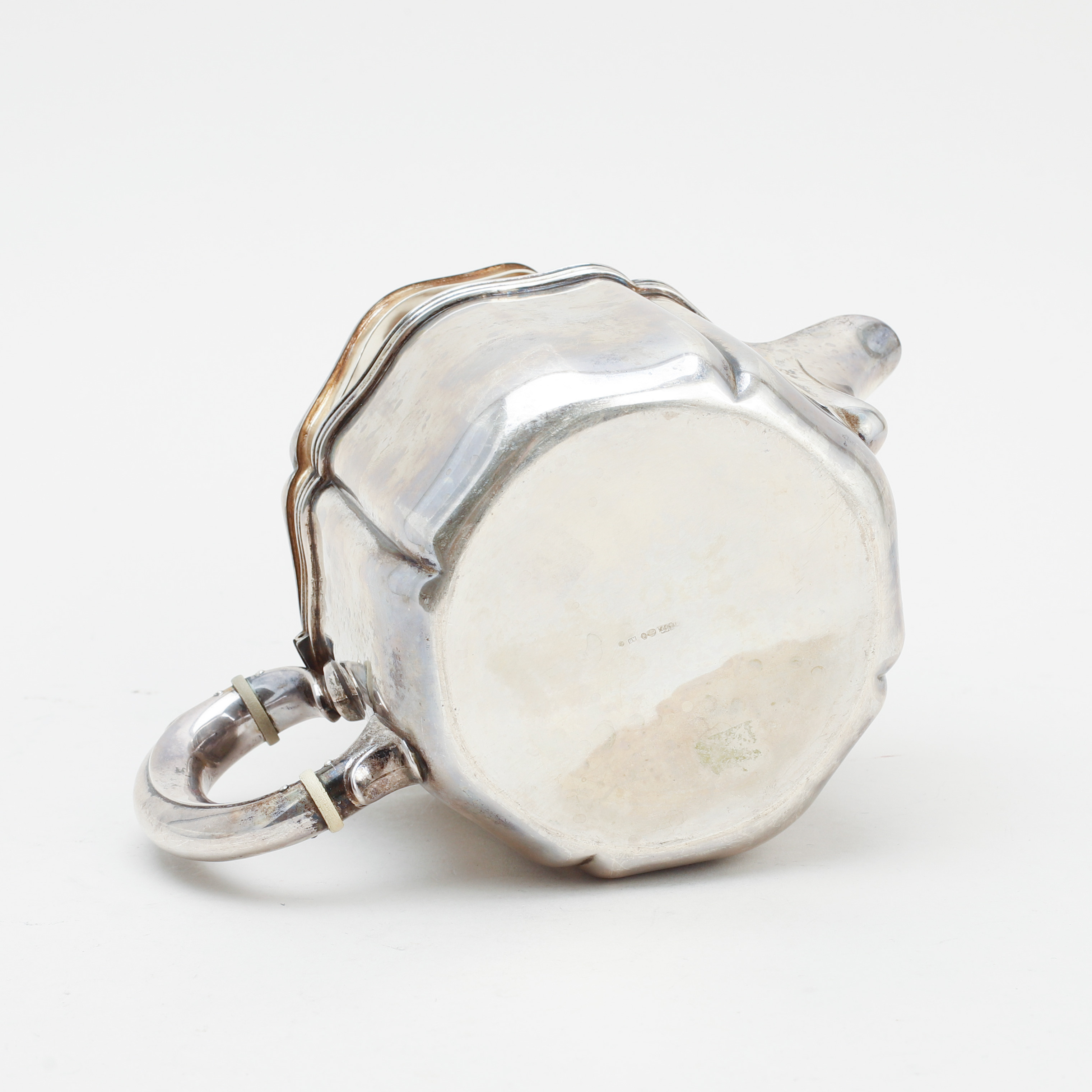 Bilder för 2894214. TEKANNA, silver, svenska importstämplar Frans ...