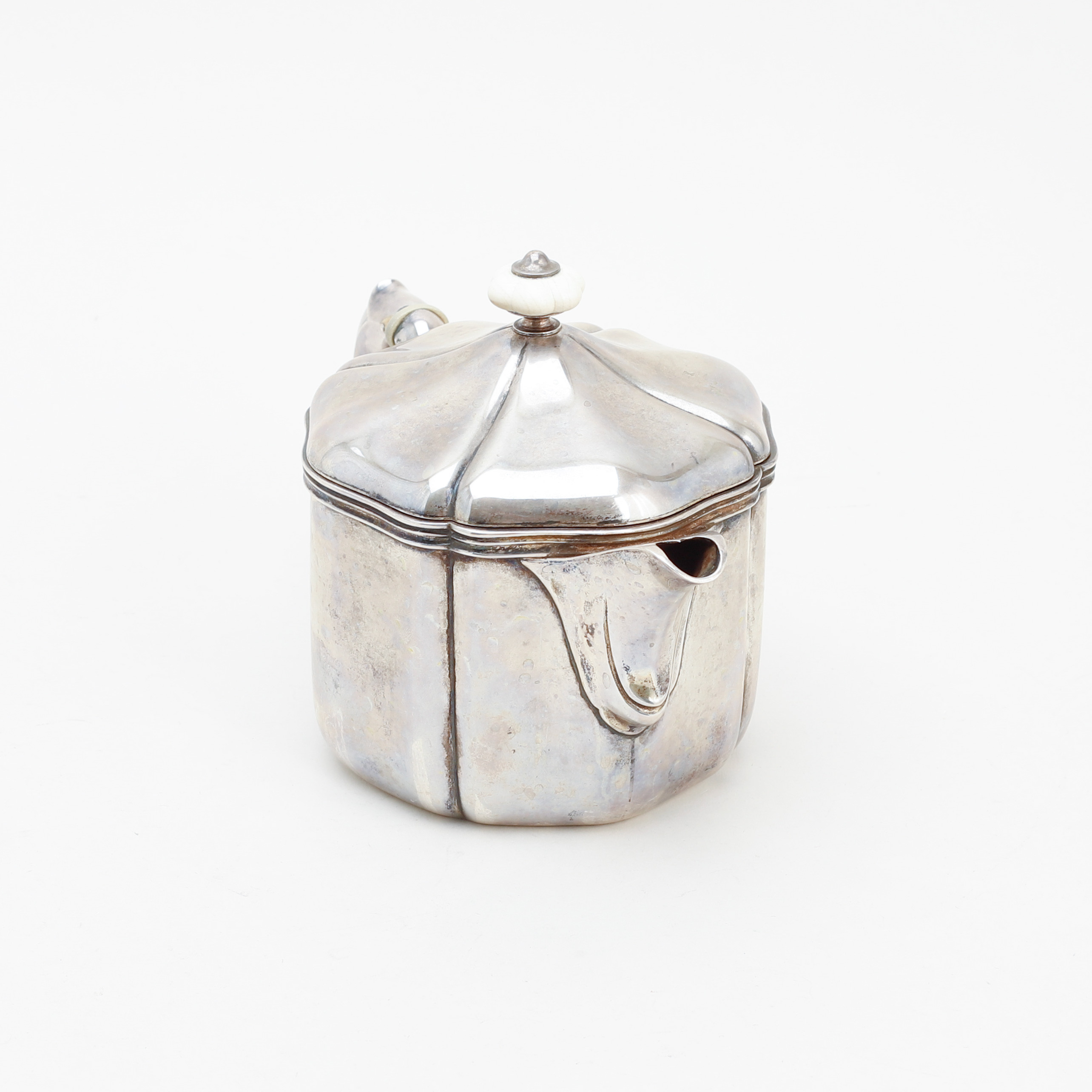 Bilder för 2894214. TEKANNA, silver, svenska importstämplar Frans ...