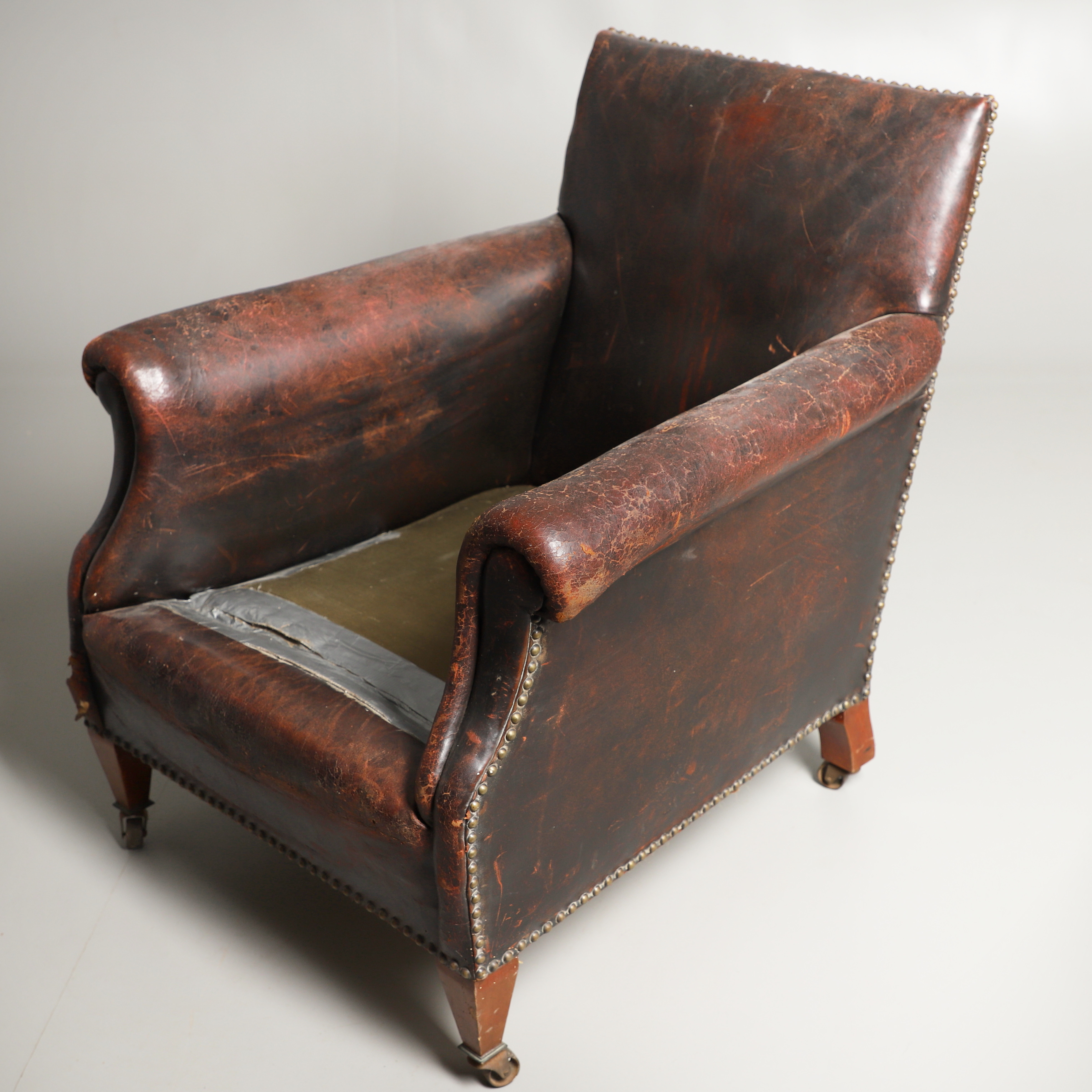 Images for 2897224. A VICTORIAN OX BLOOD LEATHER CLUB ARMCHAIR. - Auctionet