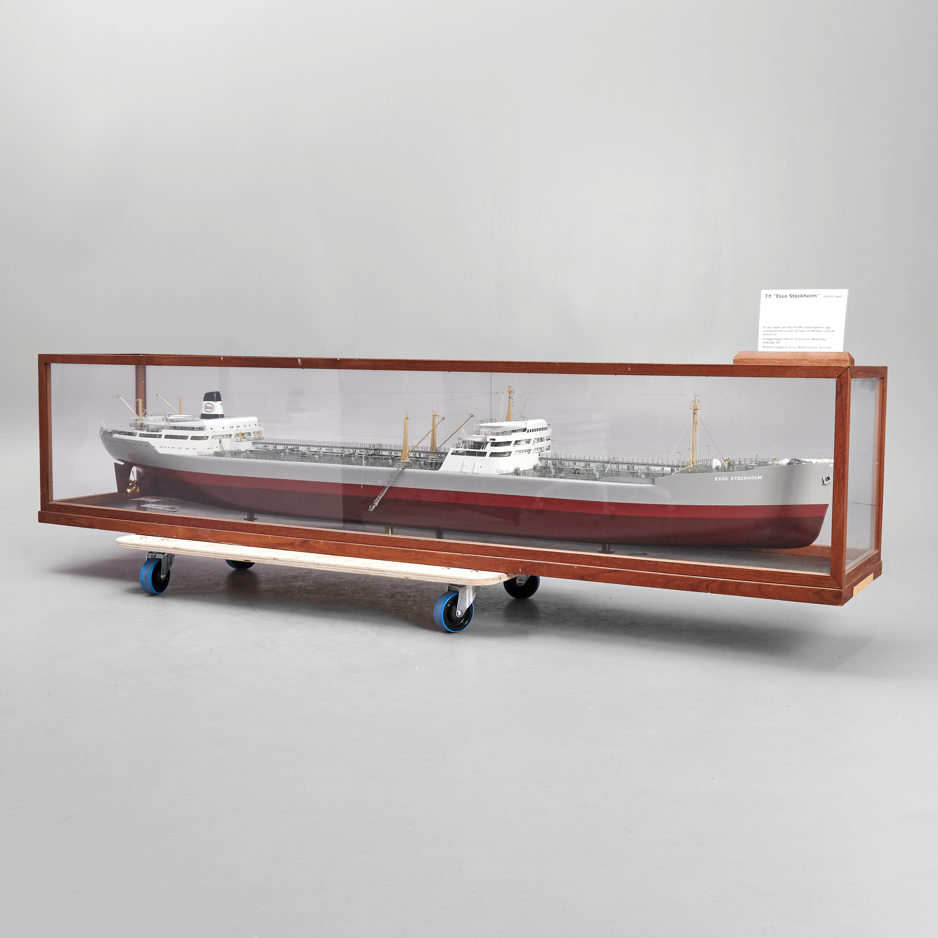 Images for 2916622. "ESSO STOCKHOLM", ship model, model built by Fermo ...