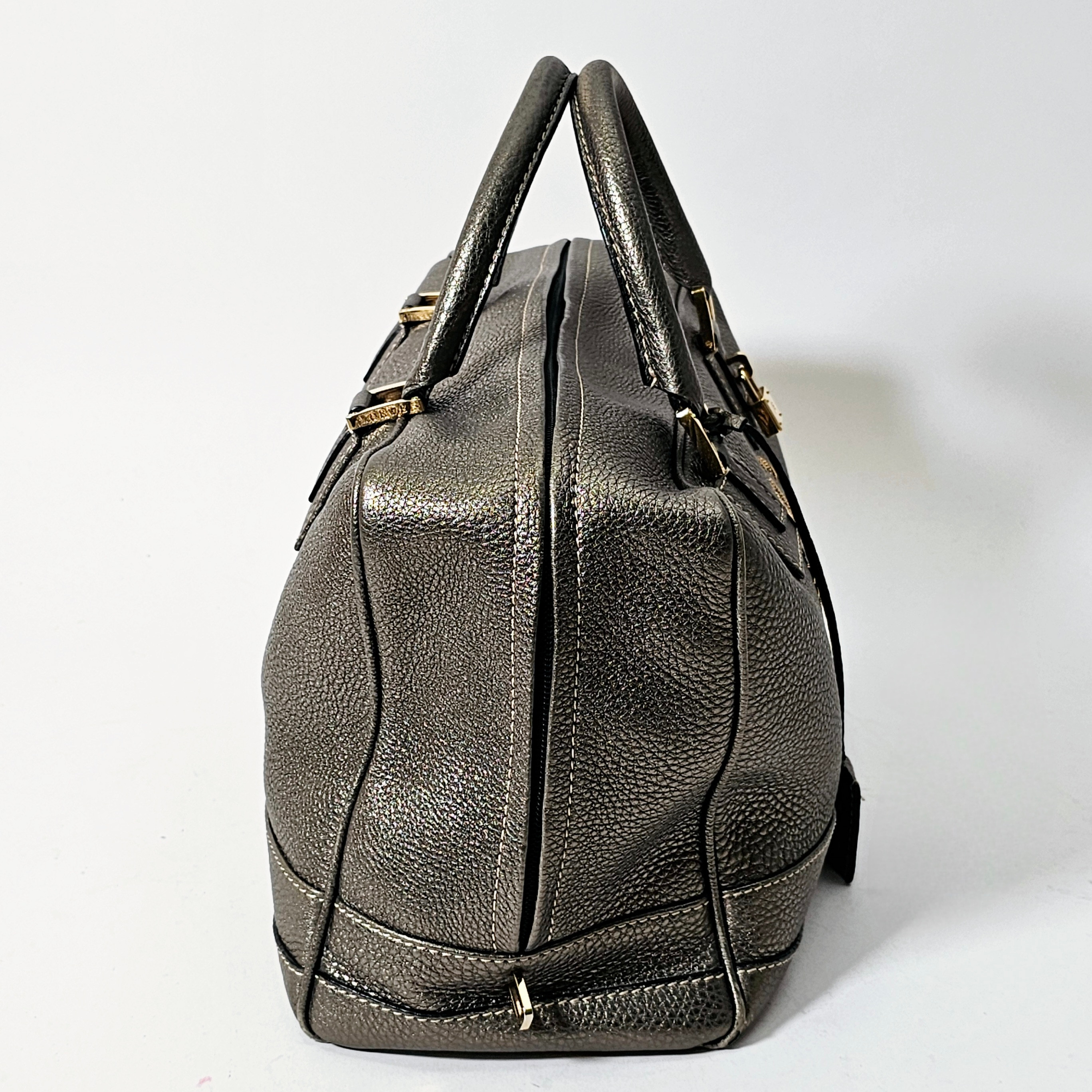 Images for 2935901. LOEWE. AMAZON BAG IN METALLIC LEATHER WITH LOGO ...