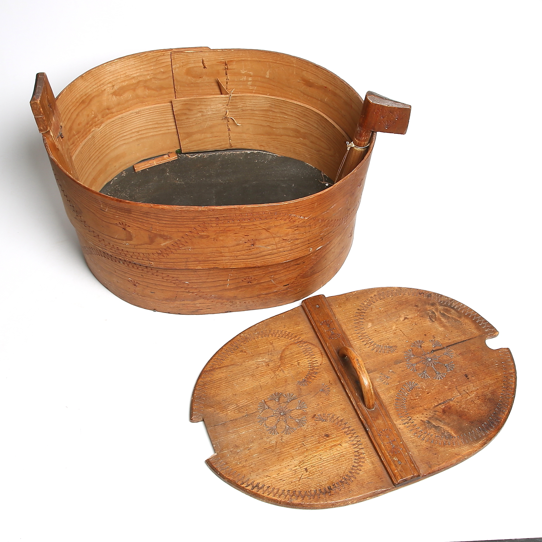 SVEPASK, 1800s. Folk art - Bowls & Boxes - Auctionet