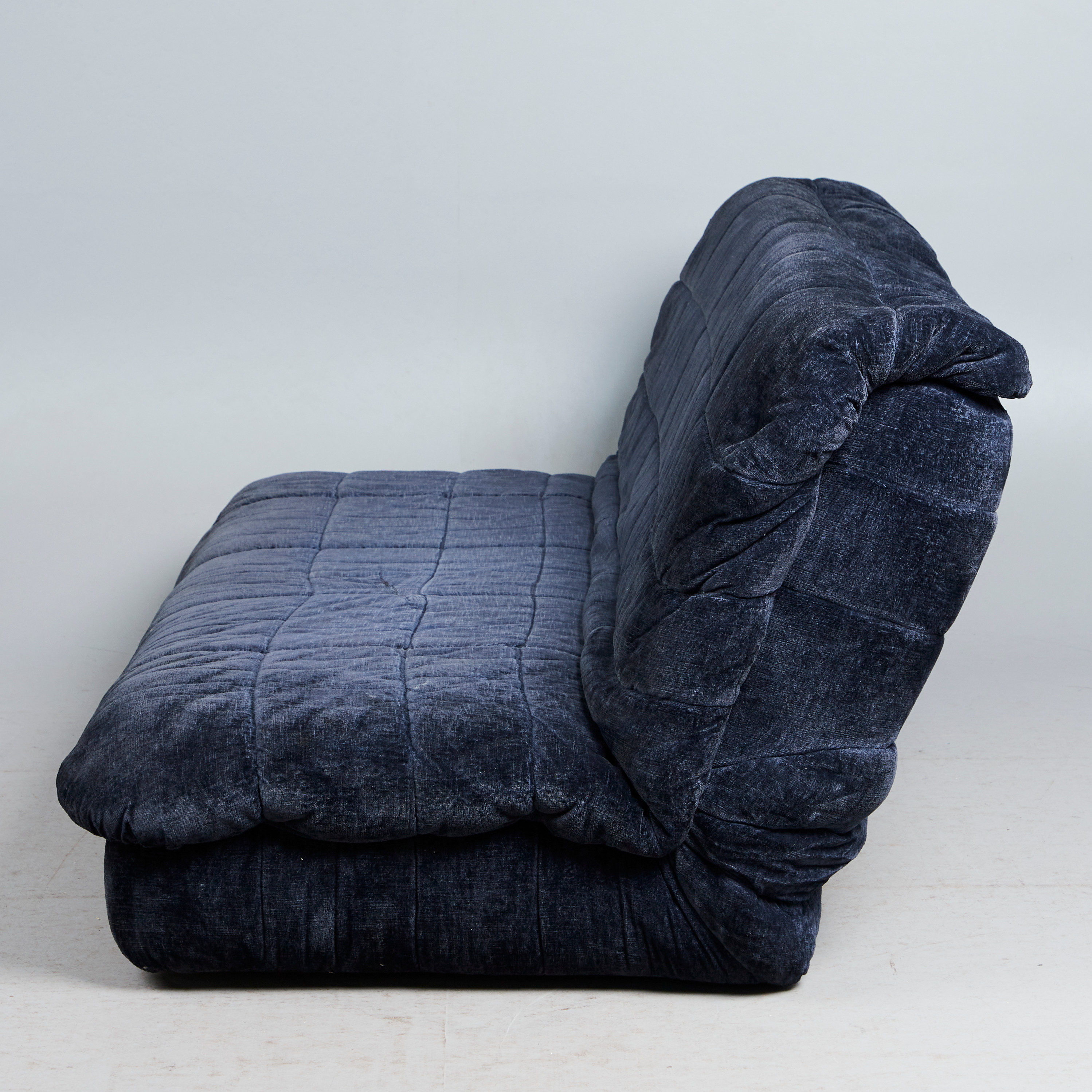 Images for 2944811. Cinna, sofa / sofa bed, model 'Gao', beech, plastic ...