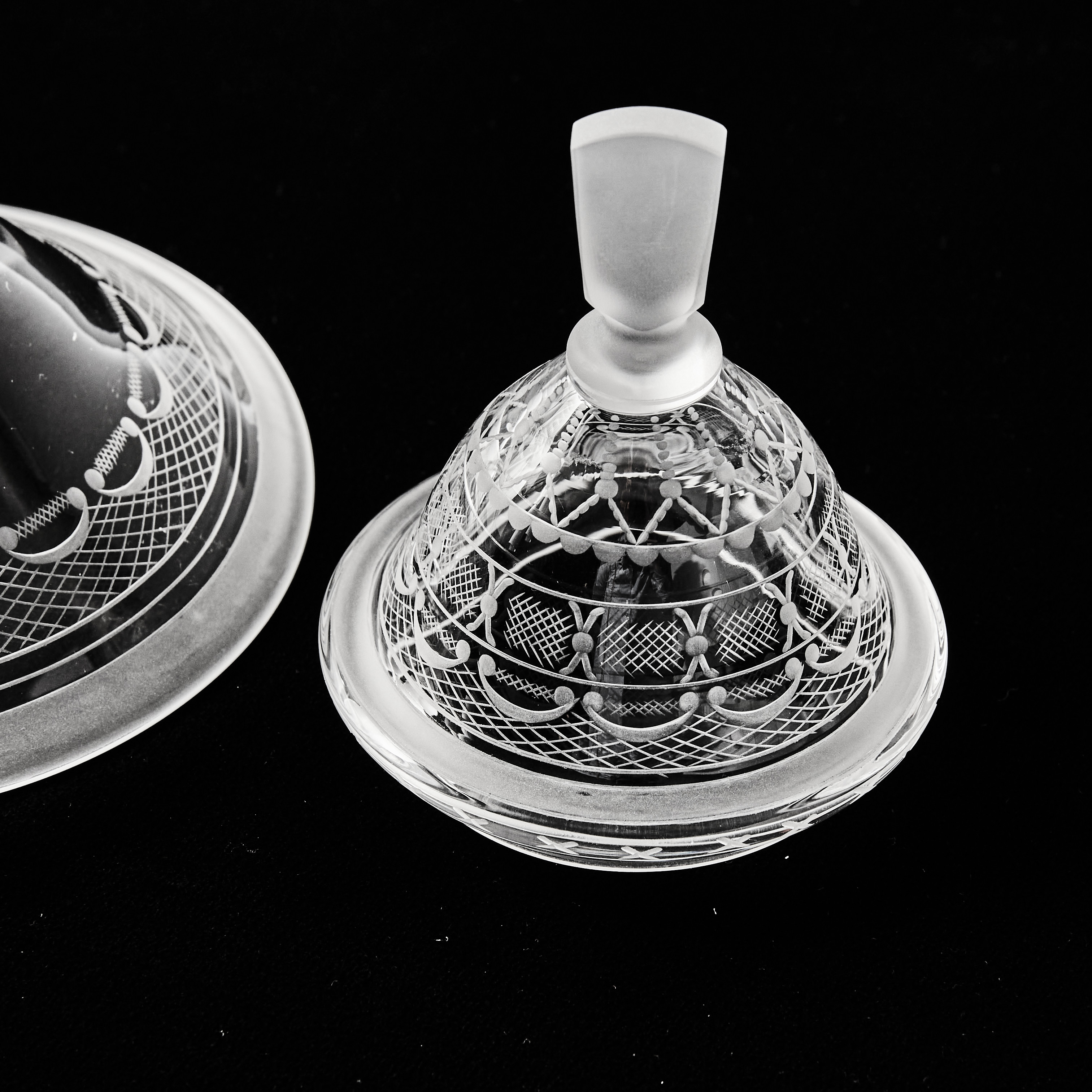 Images for 2966857. SIMON GATE. “Aurora“, cup with cover, Orrefors 1976 ...