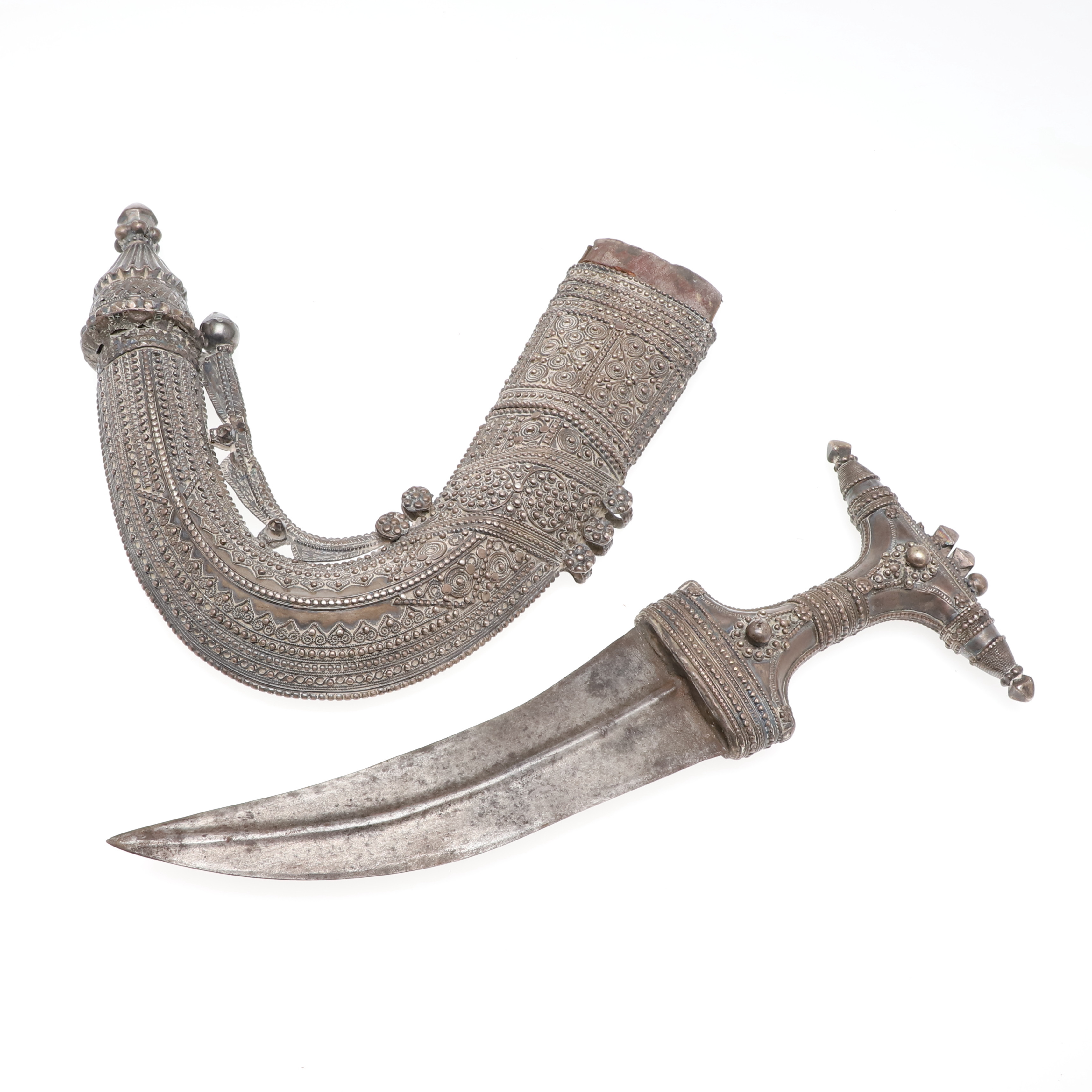 Images for 2992266. A SAUDI ARABIAN JAMBIYA/KHANJAR TYPE DAGGER AND ...