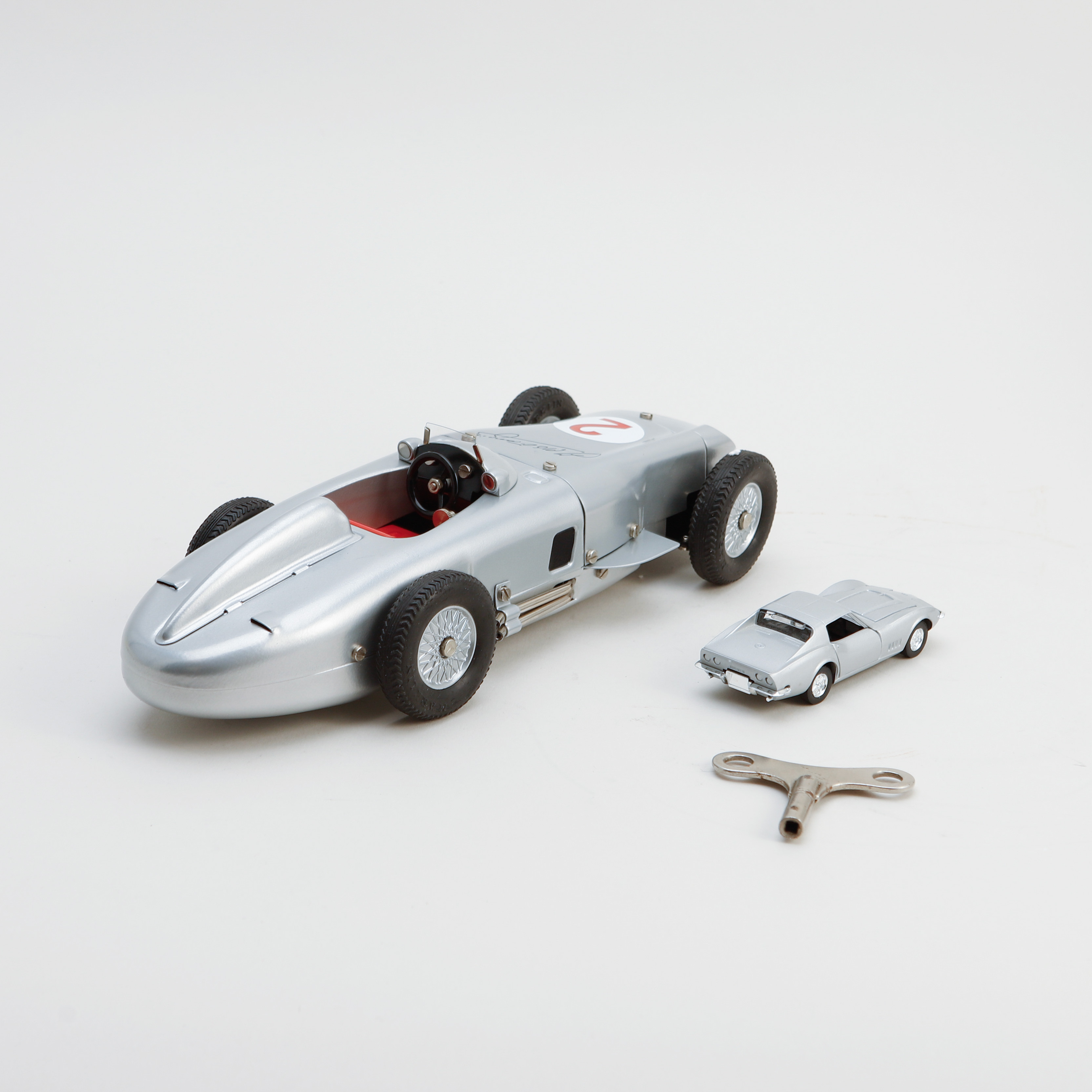 BILMODELLER, 2 st, Mercedes Benz W 196 samt Chevrolet Corvette, Märklin ...