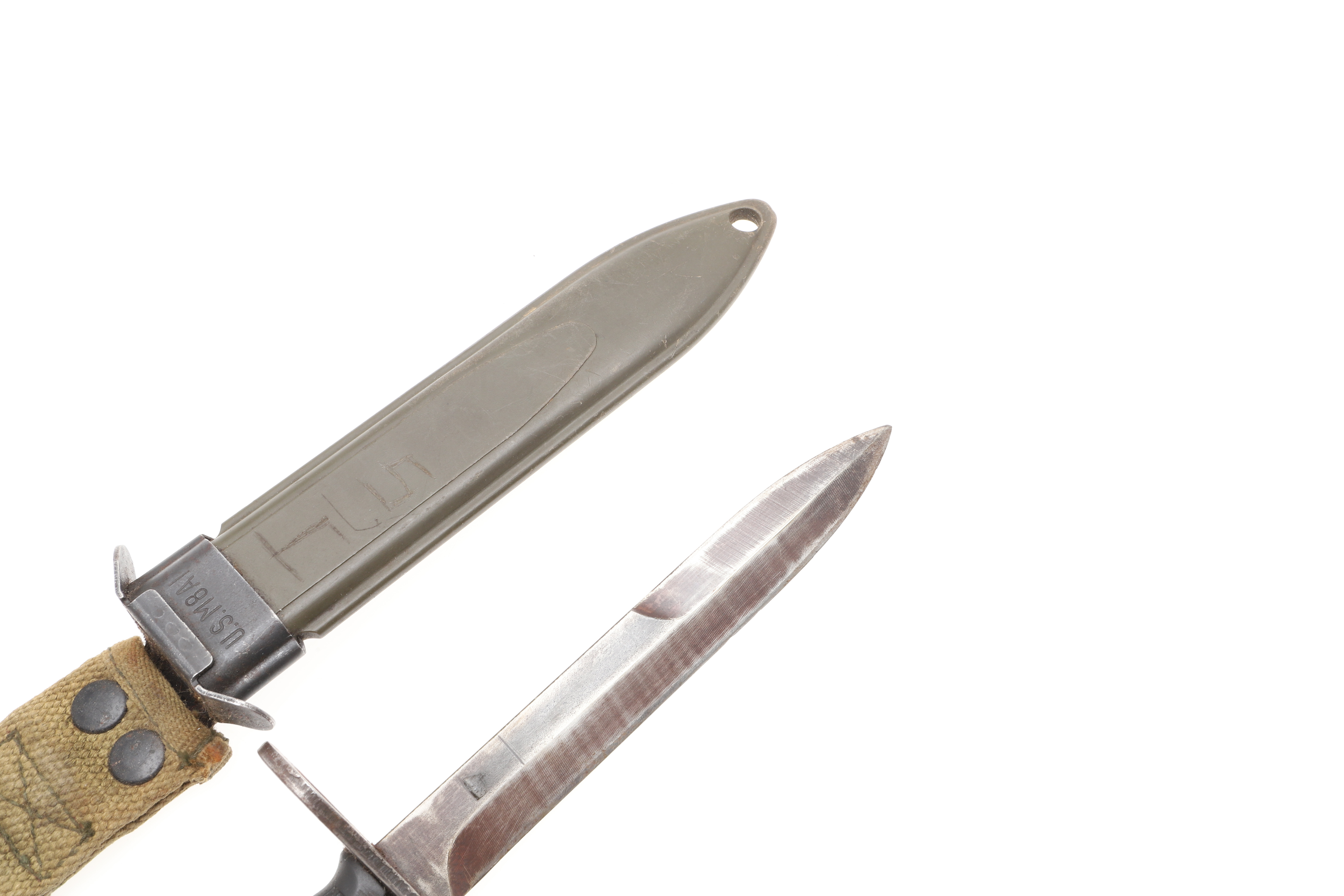 Images for 2999060. AN AMERICAN M8 BAYONET AND SCABBARD AND A SIMILAR ...