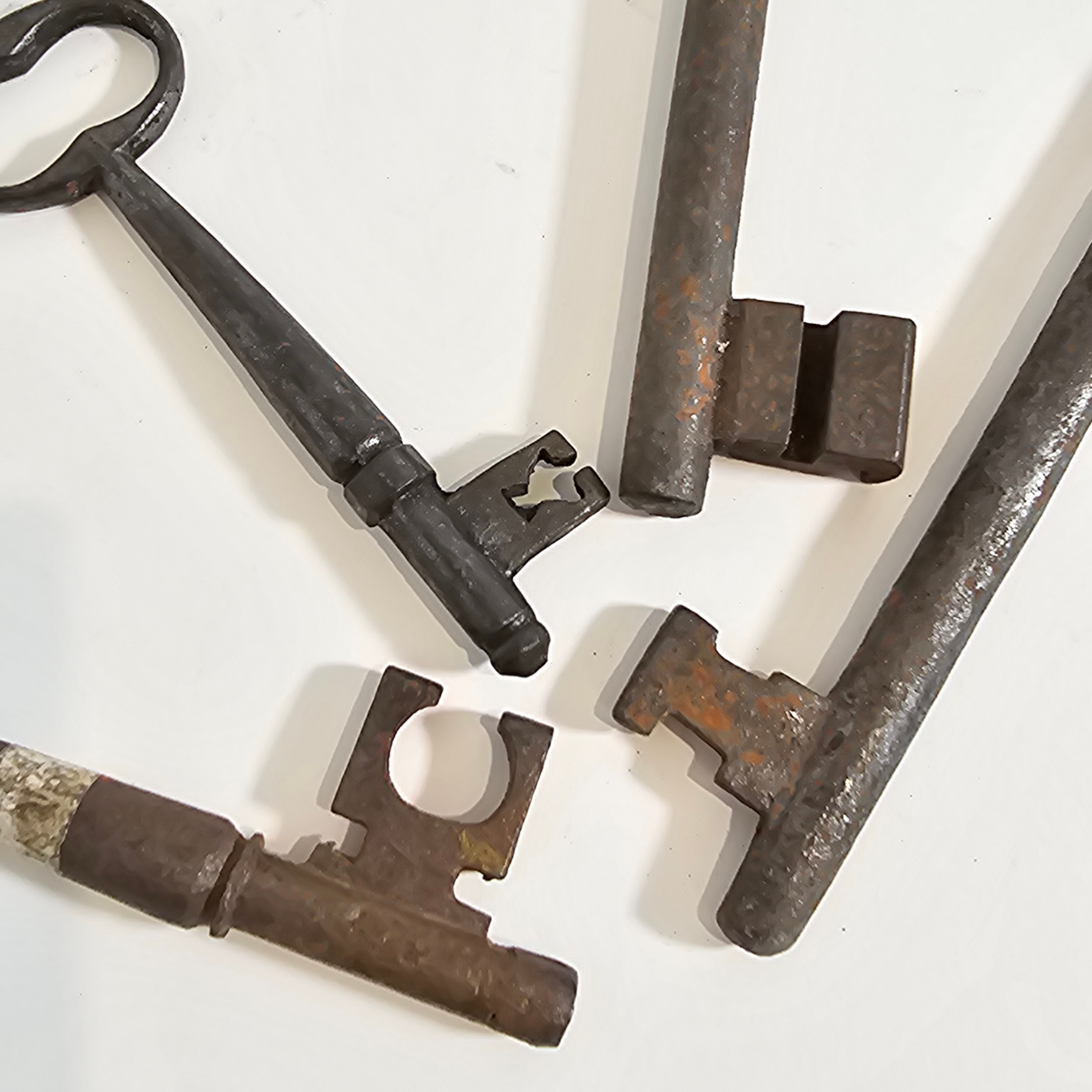 Images for 3044775. COLLECTION OF 4 ANTIQUE KEYS, CIRCAN 19TH CENTURY ...