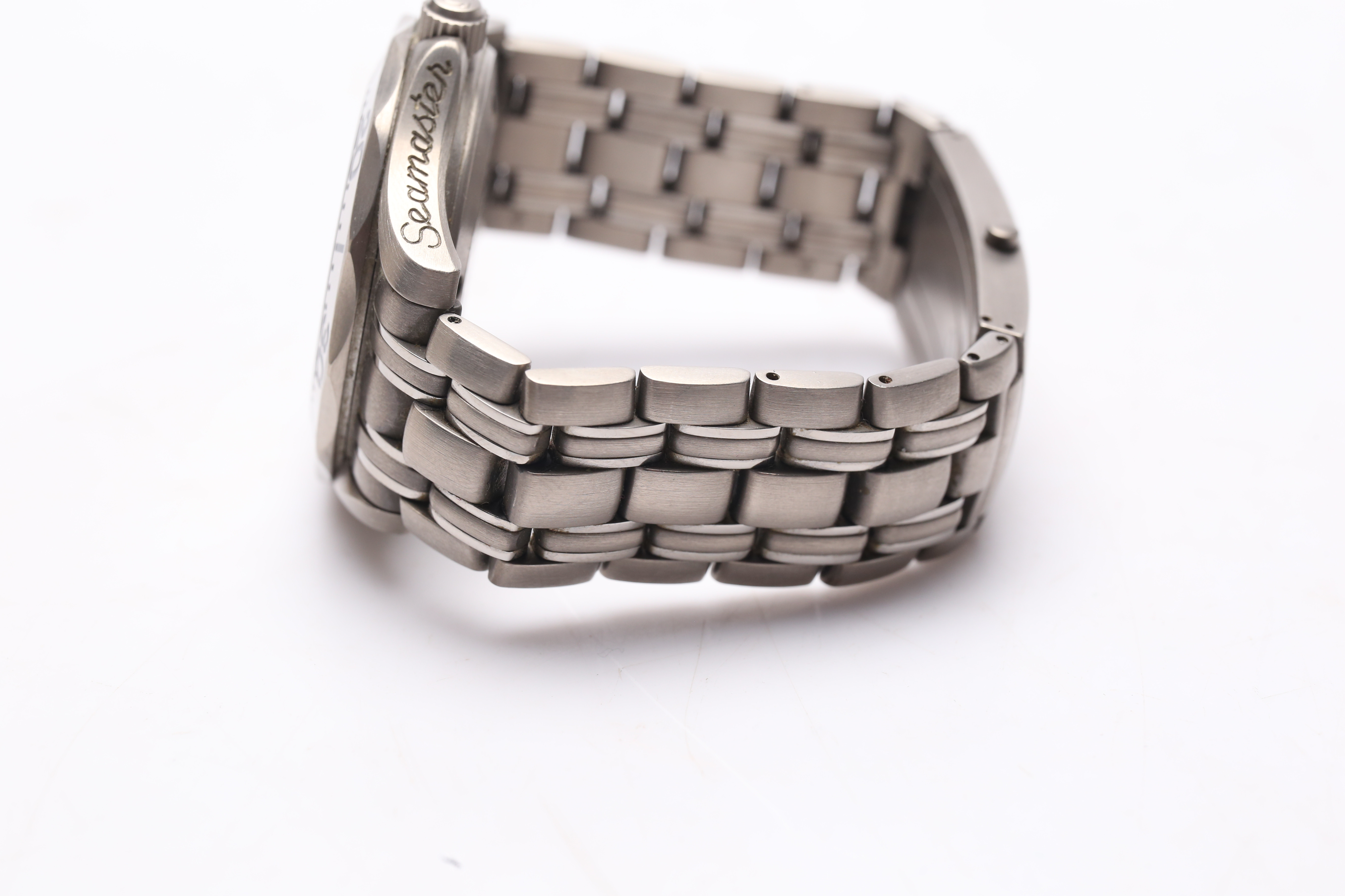 Images for 3089439. WRIST WATCH, Omega Seamaster professional Diver ...