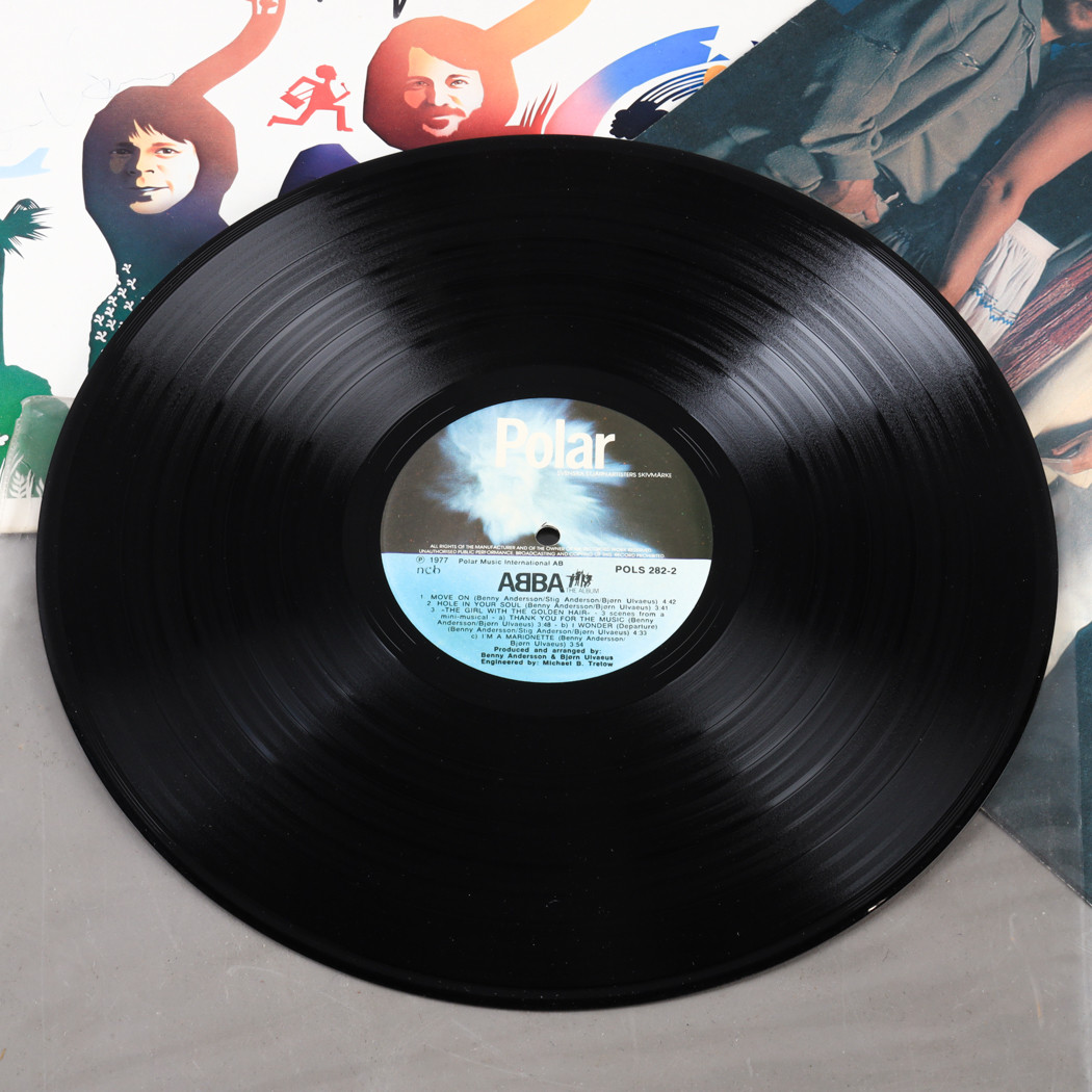 Images for 3096047. AUTOGRAPHS ABBA, "ABBA The Album", 1977. - Auctionet