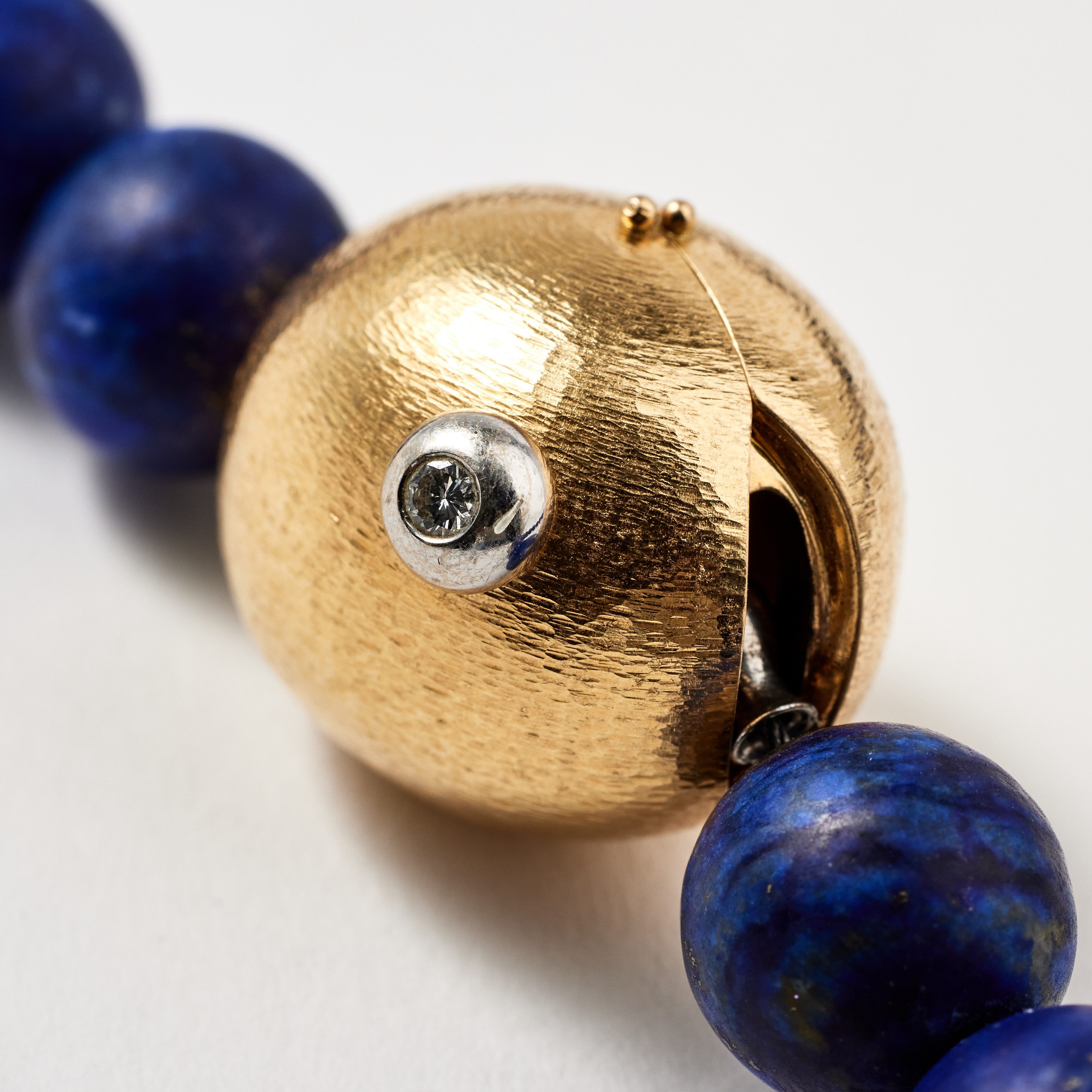 Images for 3104677. OLE LYNGGAARD, 1 collier clasp, 18 k red and white ...