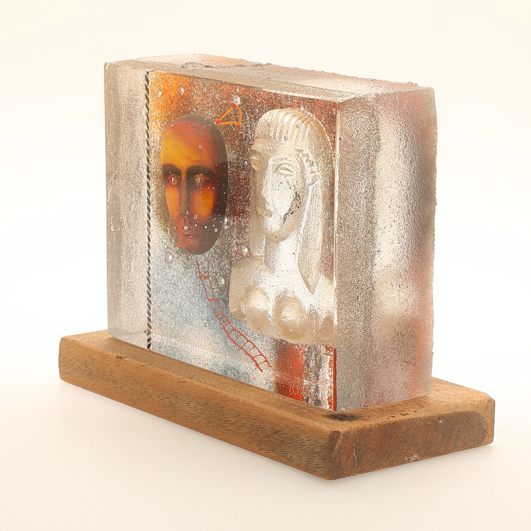 BERTIL VALLIEN. A glass sculpture, Romeo & Juliet, limited, signed ...