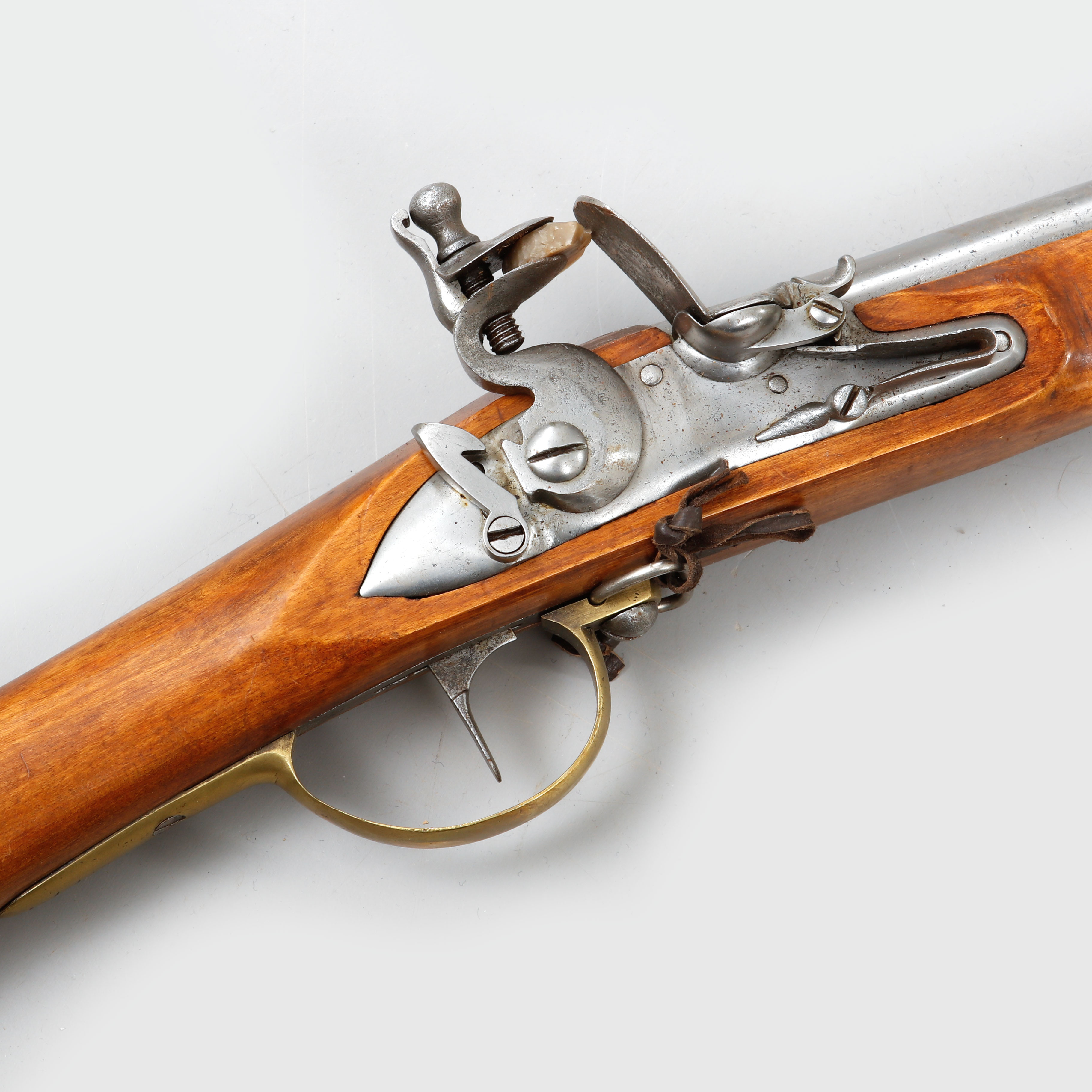 Images for 3171543. A 19th century flintlock rifle. - Auctionet
