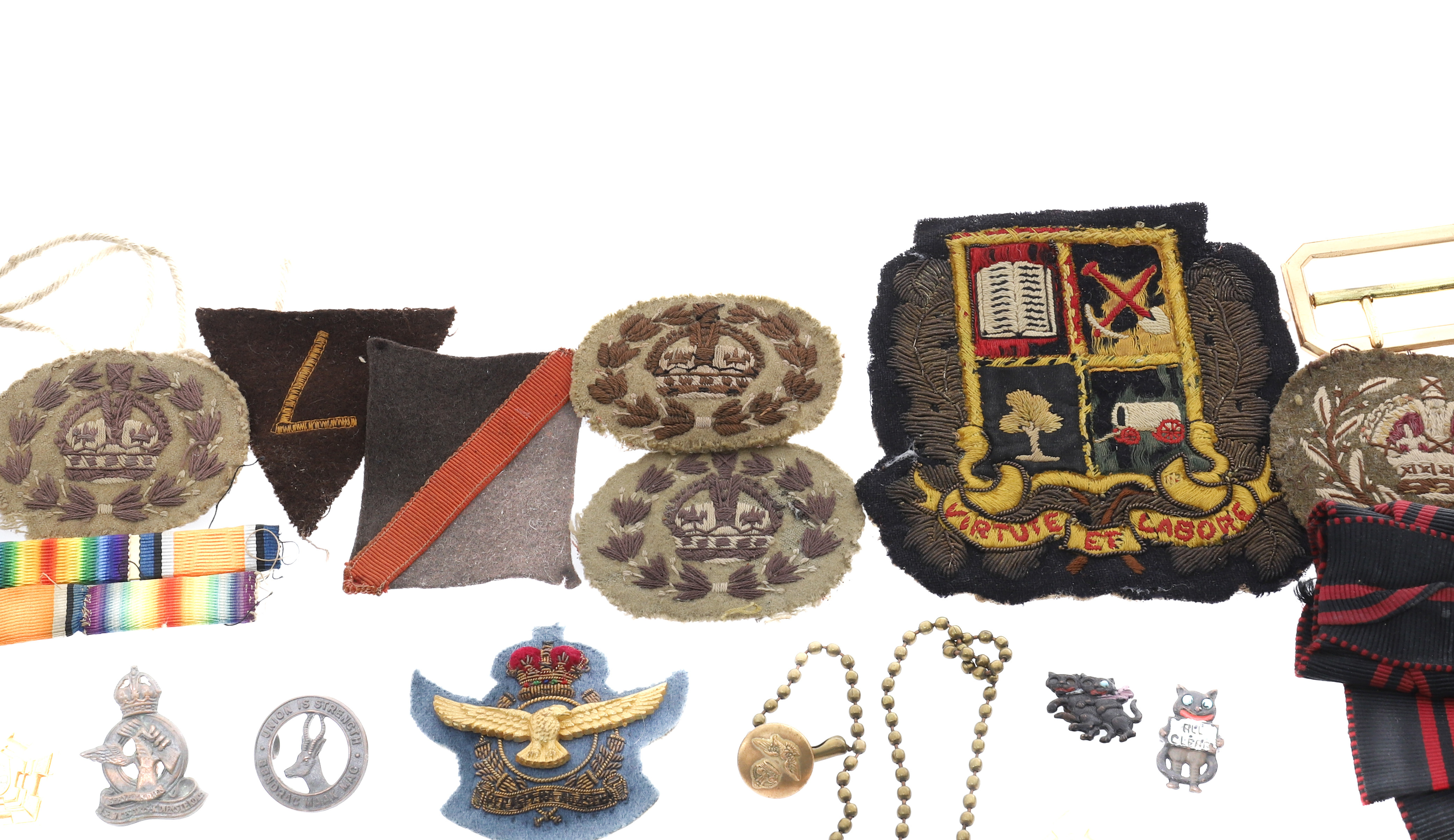 Images for 3222437. A COLLECTION OF SOUTH AFRICAN ARMY CAP BADGES ...