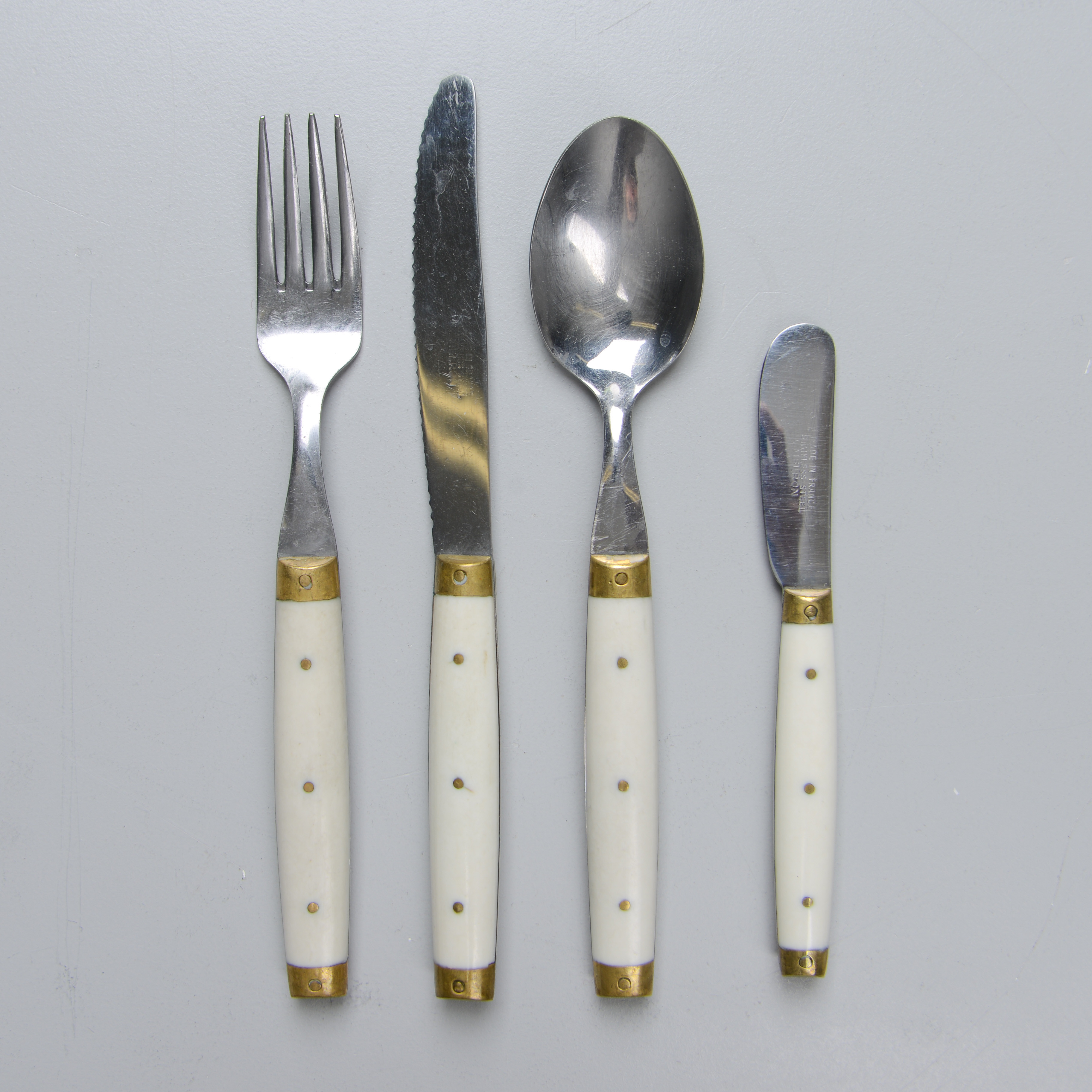 FRANSKA BESTICK, för 6 personer, delvis Melron, Frankrike (20 delar ...