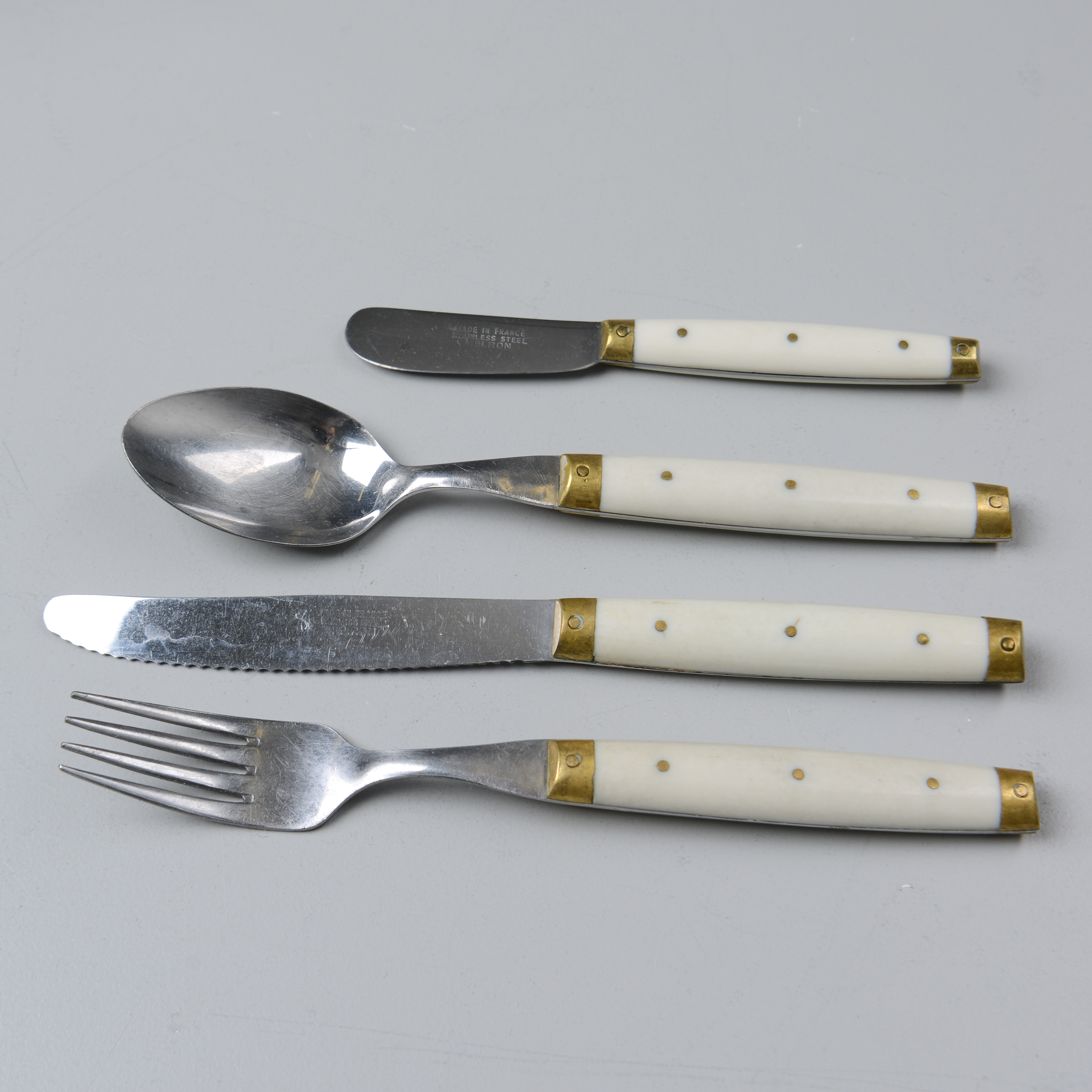 FRANSKA BESTICK, för 6 personer, delvis Melron, Frankrike (20 delar ...