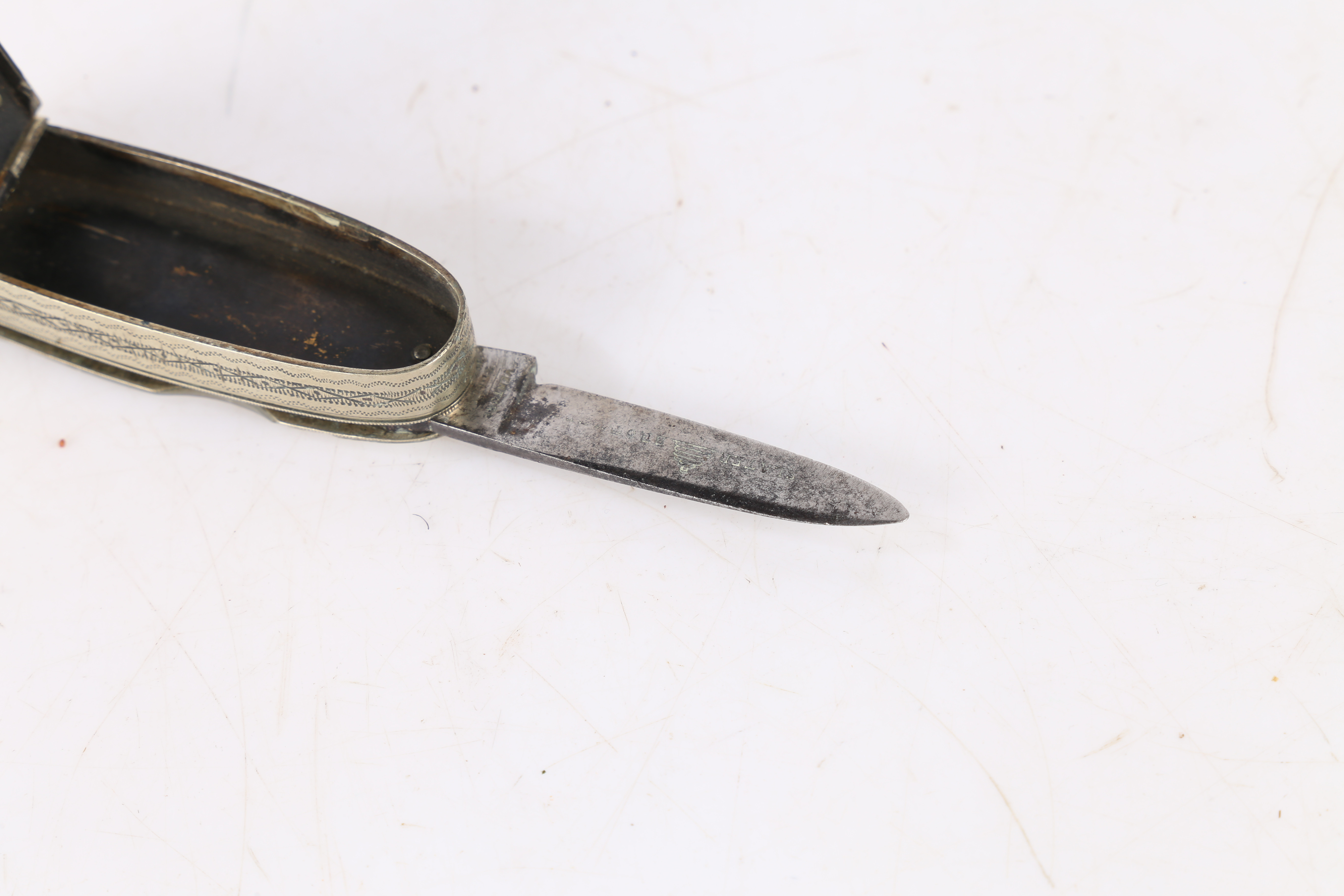 Images for 3255651. A SLATER BROTHERS 19TH CENTURY COMBINATION SNUFF ...