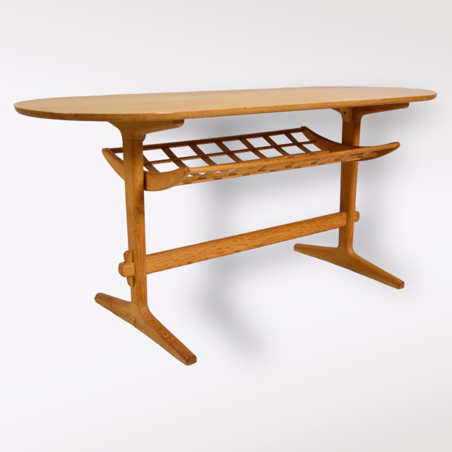 SOFFBORD, ek, 1960-tal. Möbler - Bord - Auctionet