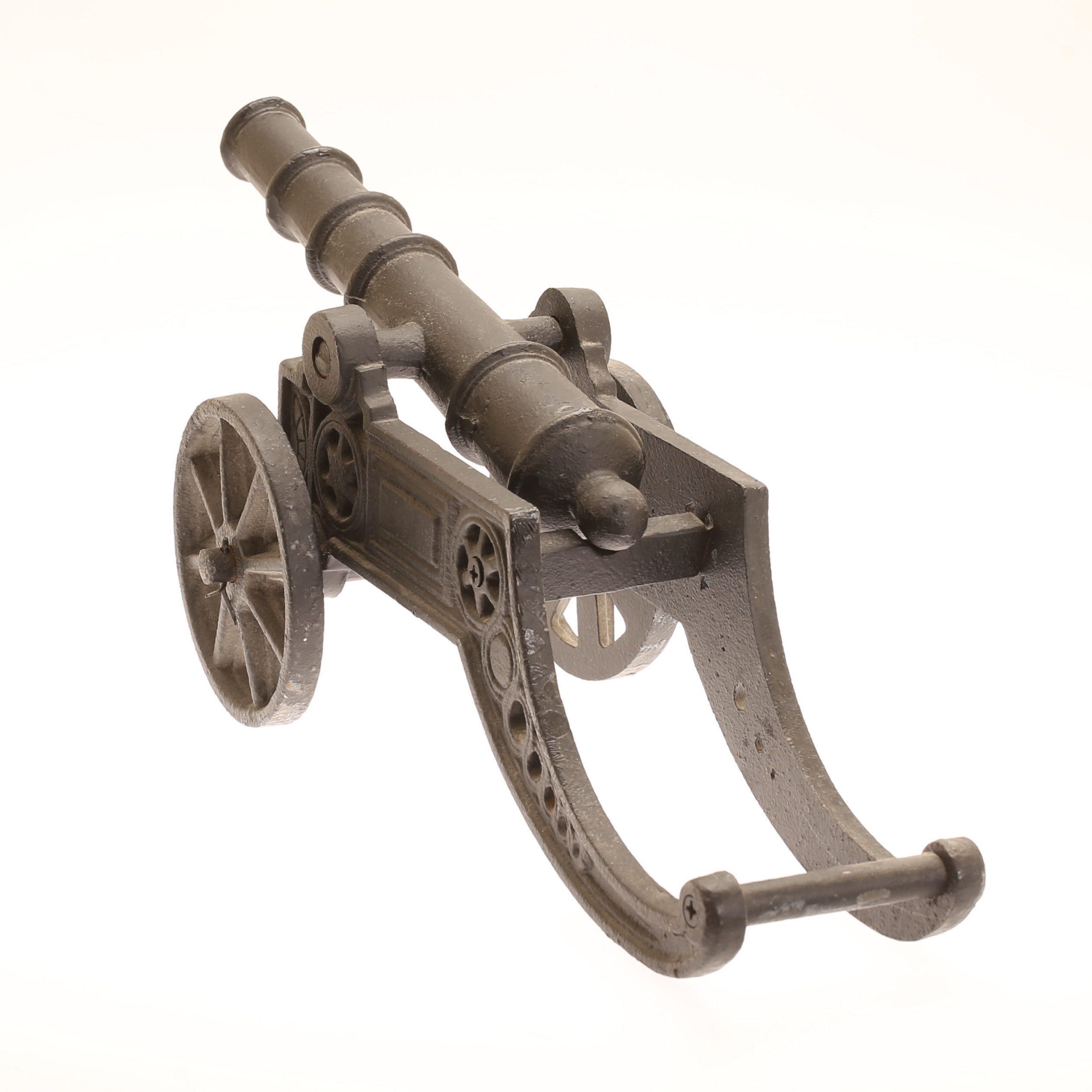 KANON, gjutjärn, 1900-tal. Vapen & Militaria - Övrig militaria - Auctionet