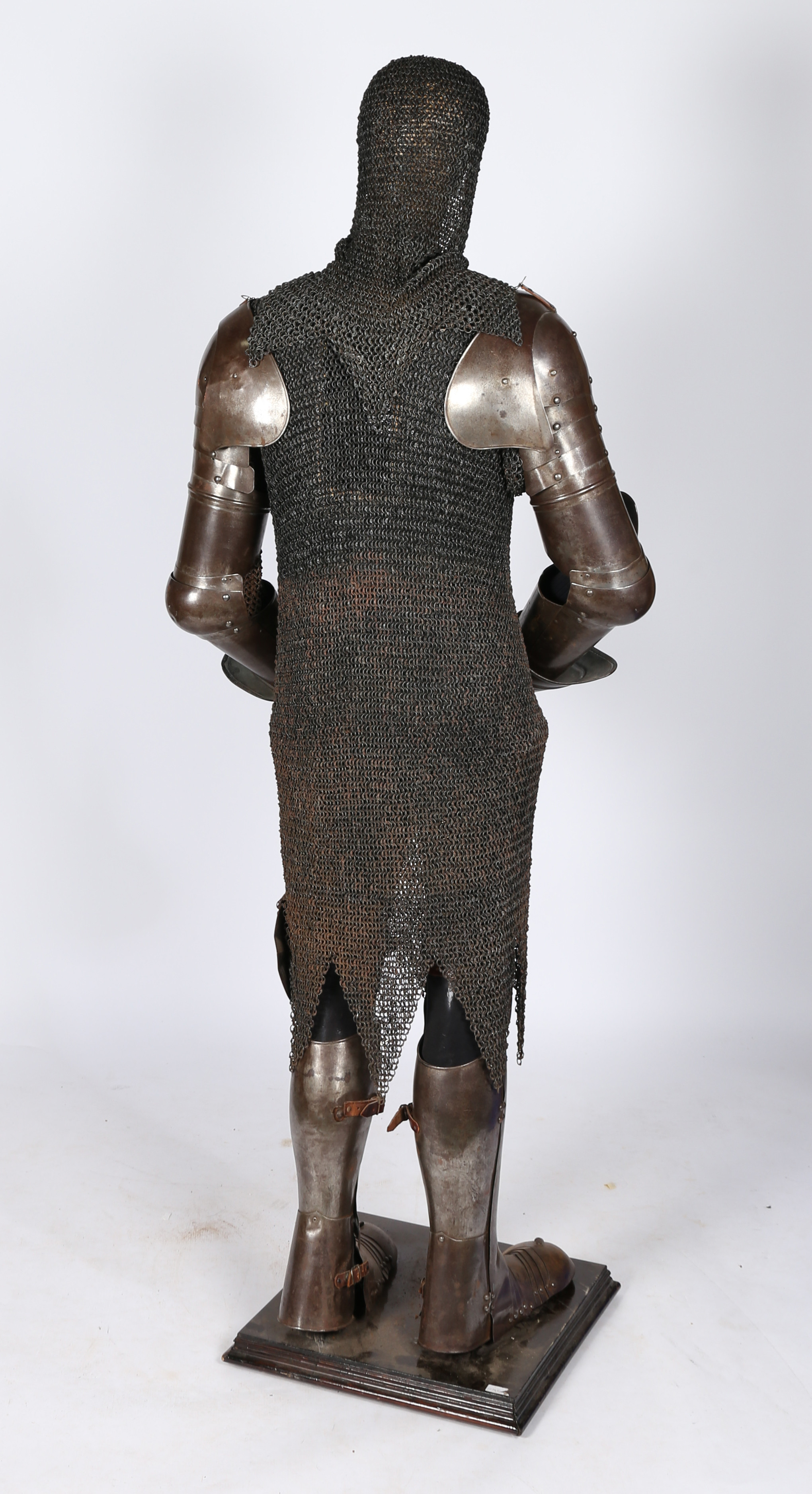 Images for 3303824. LATE 19TH/EARLY 20TH CENTURY, REPLICA SUIT OF PLATE ...