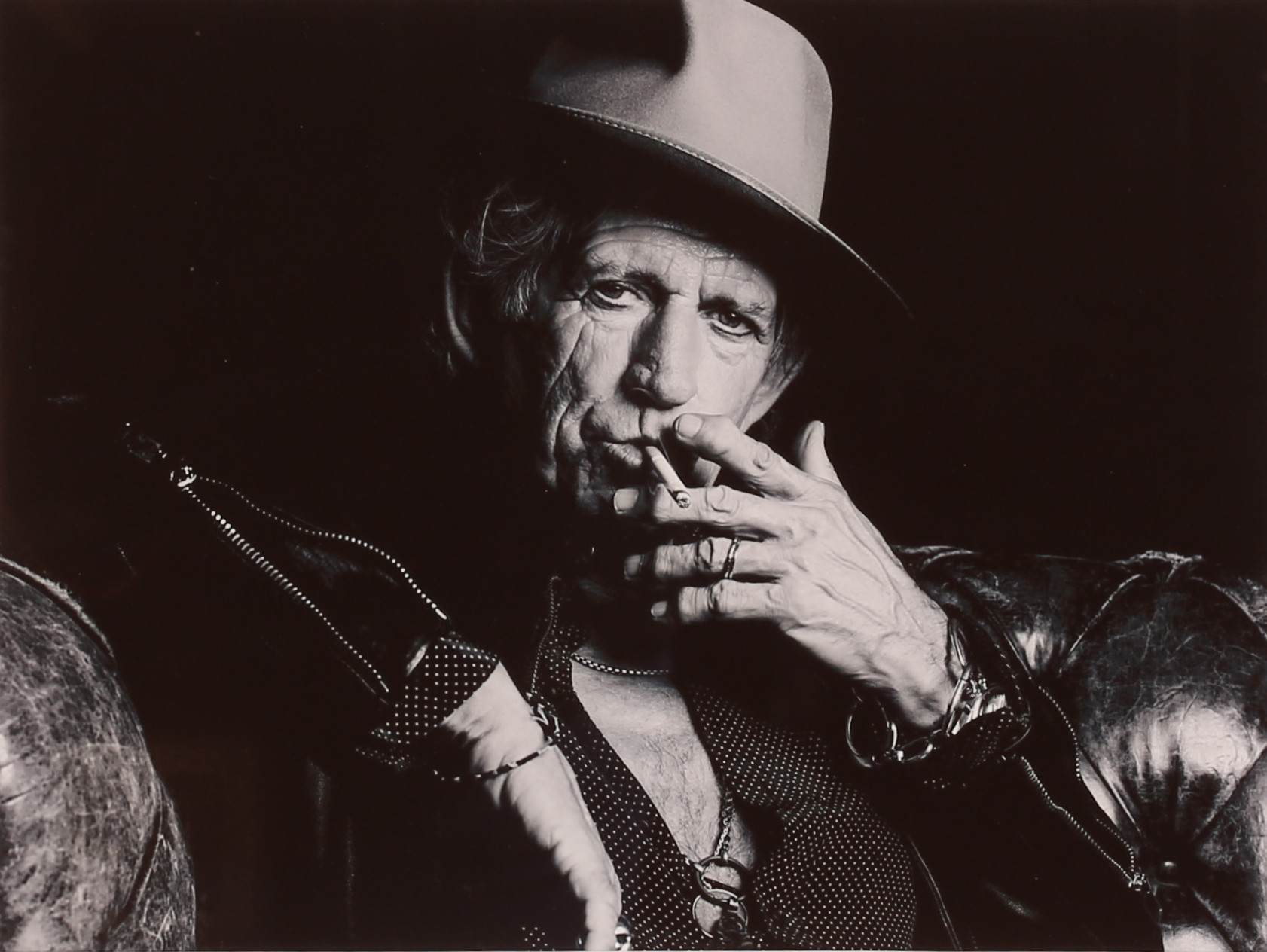 KEITH RICHARDS. Fotokopia, New Musical Express (NME) arkiv. Konst - Fotografi - Auctionet