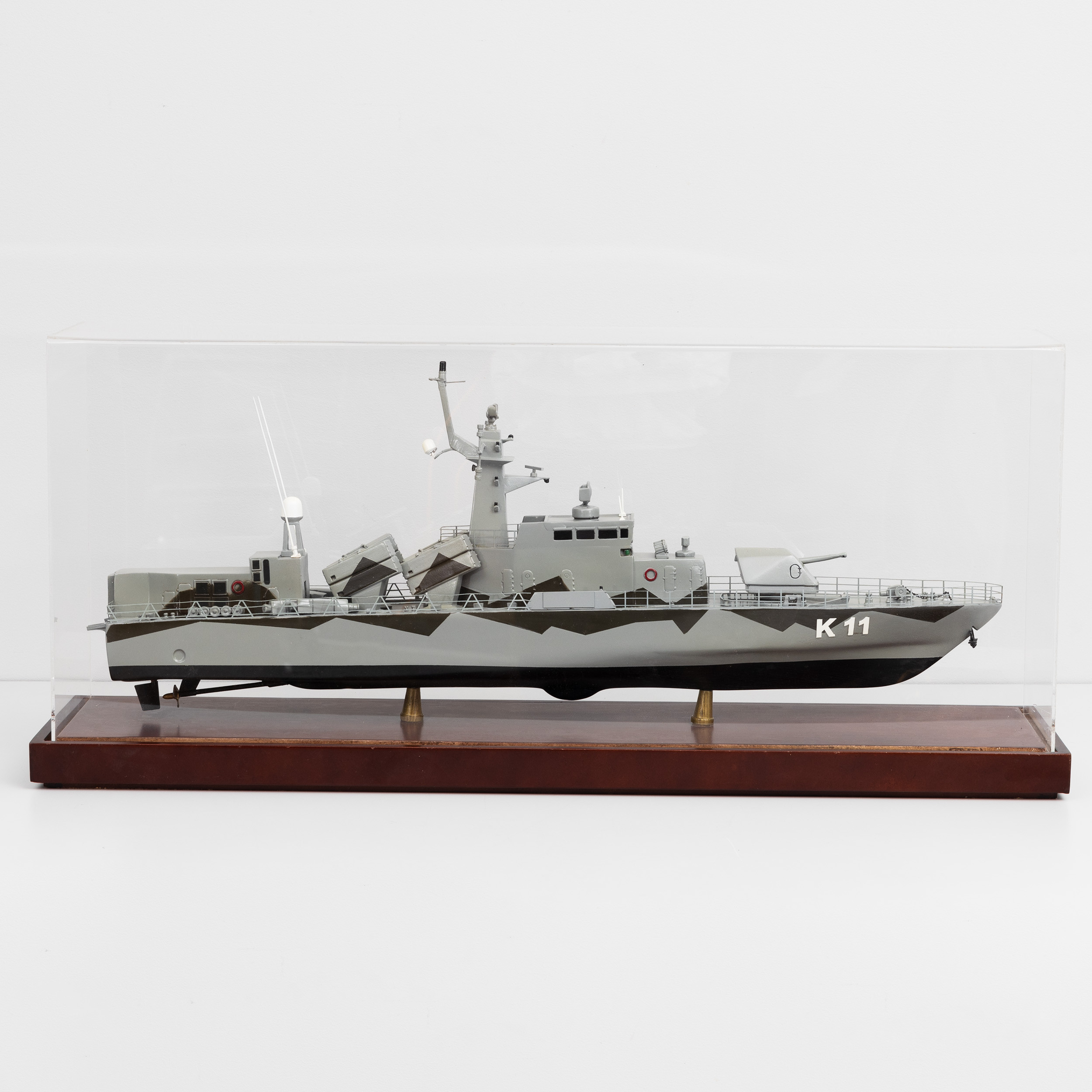 HMS STOCKHOLM, fartygsmodell av kustkorvett. Vapen & Militaria - Övrig ...