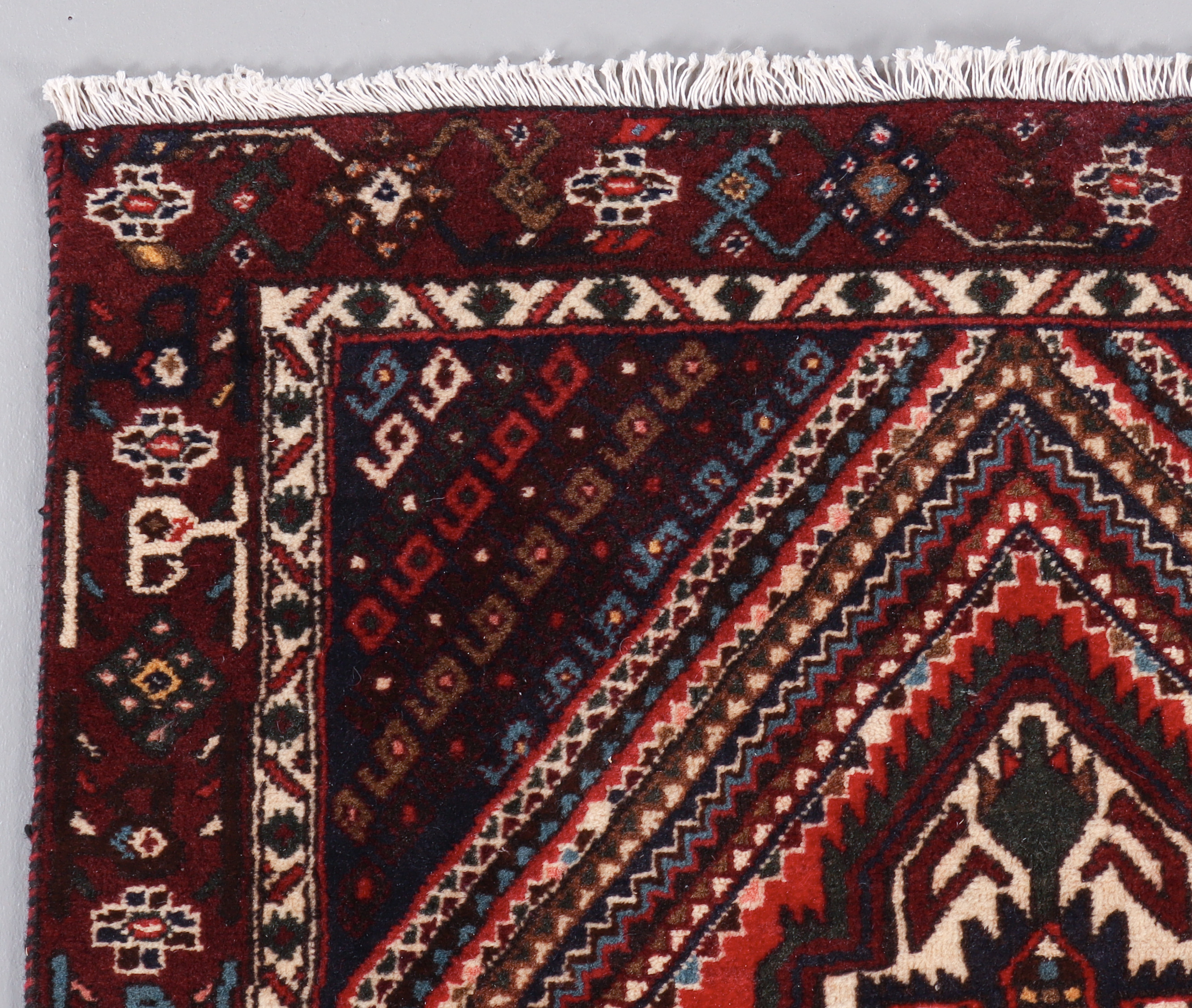 MATTA Persisk. Mattor & Textil - Mattor - Auctionet