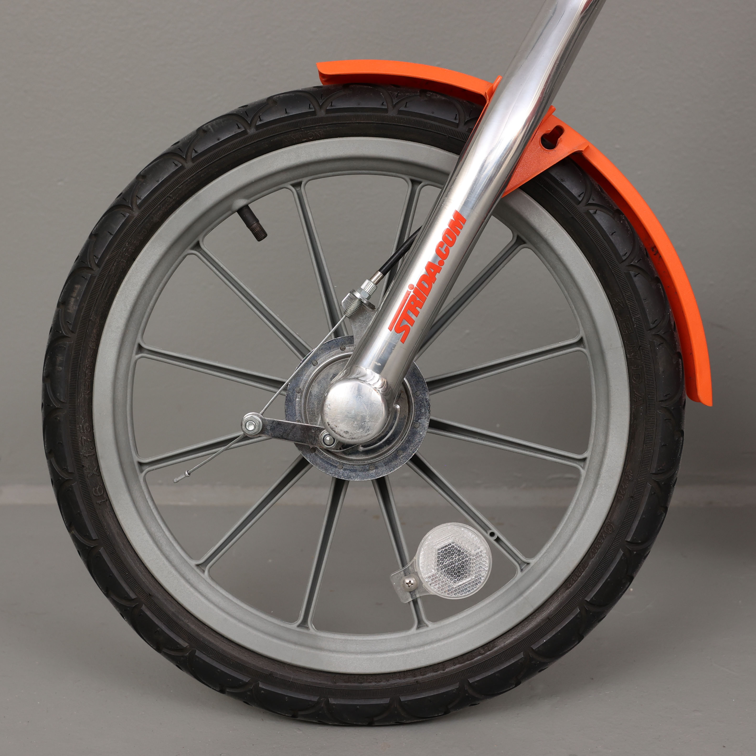 CYKEL, Strida, 12 tum. Fordon, Båtar & Delar - Cyklar - Auctionet